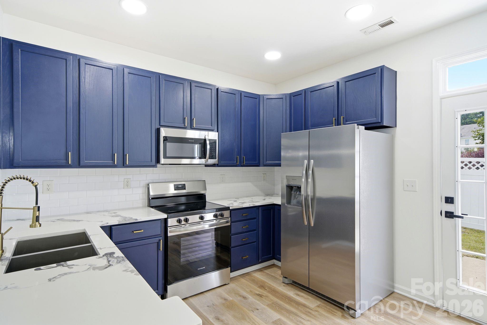 Photo 6 of 14237 Tamarack Drive, Charlotte, NC