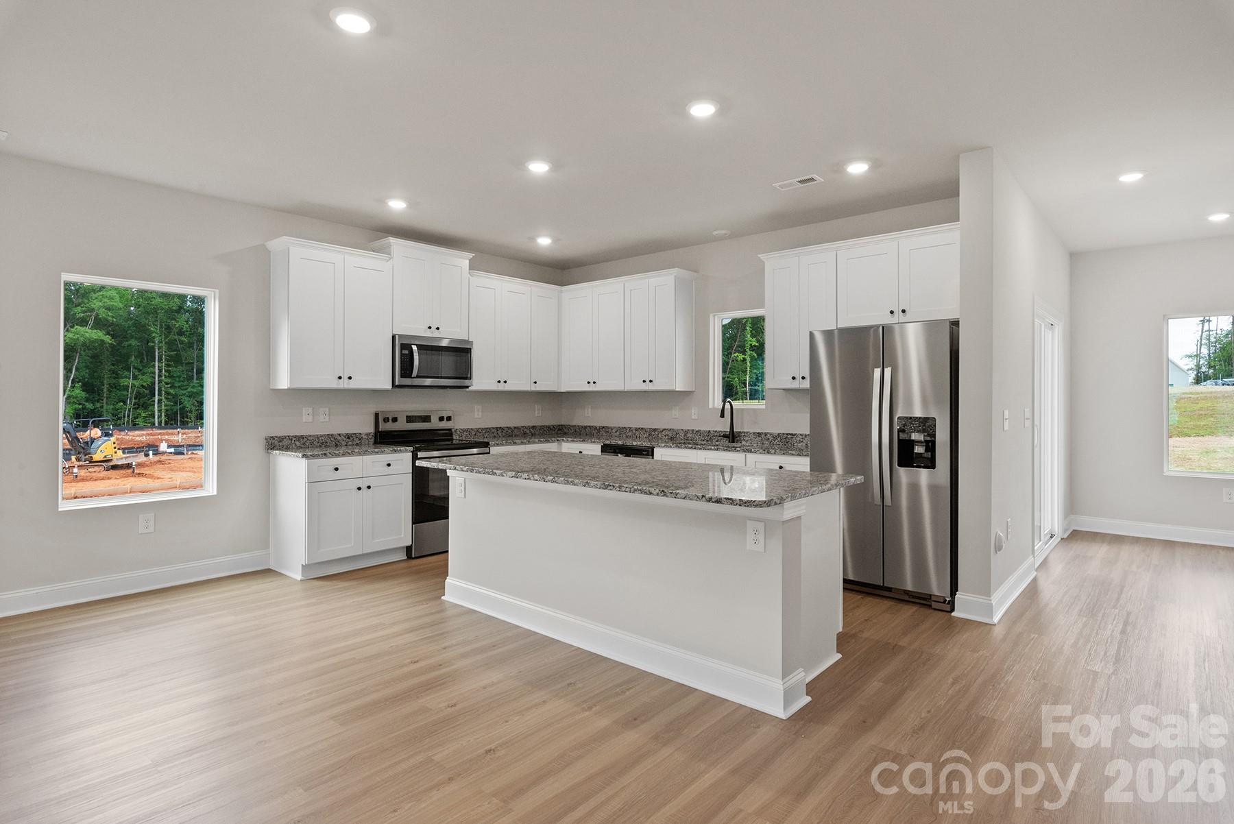 Photo 6 of 6505 Fairford Drive, Charlotte, NC