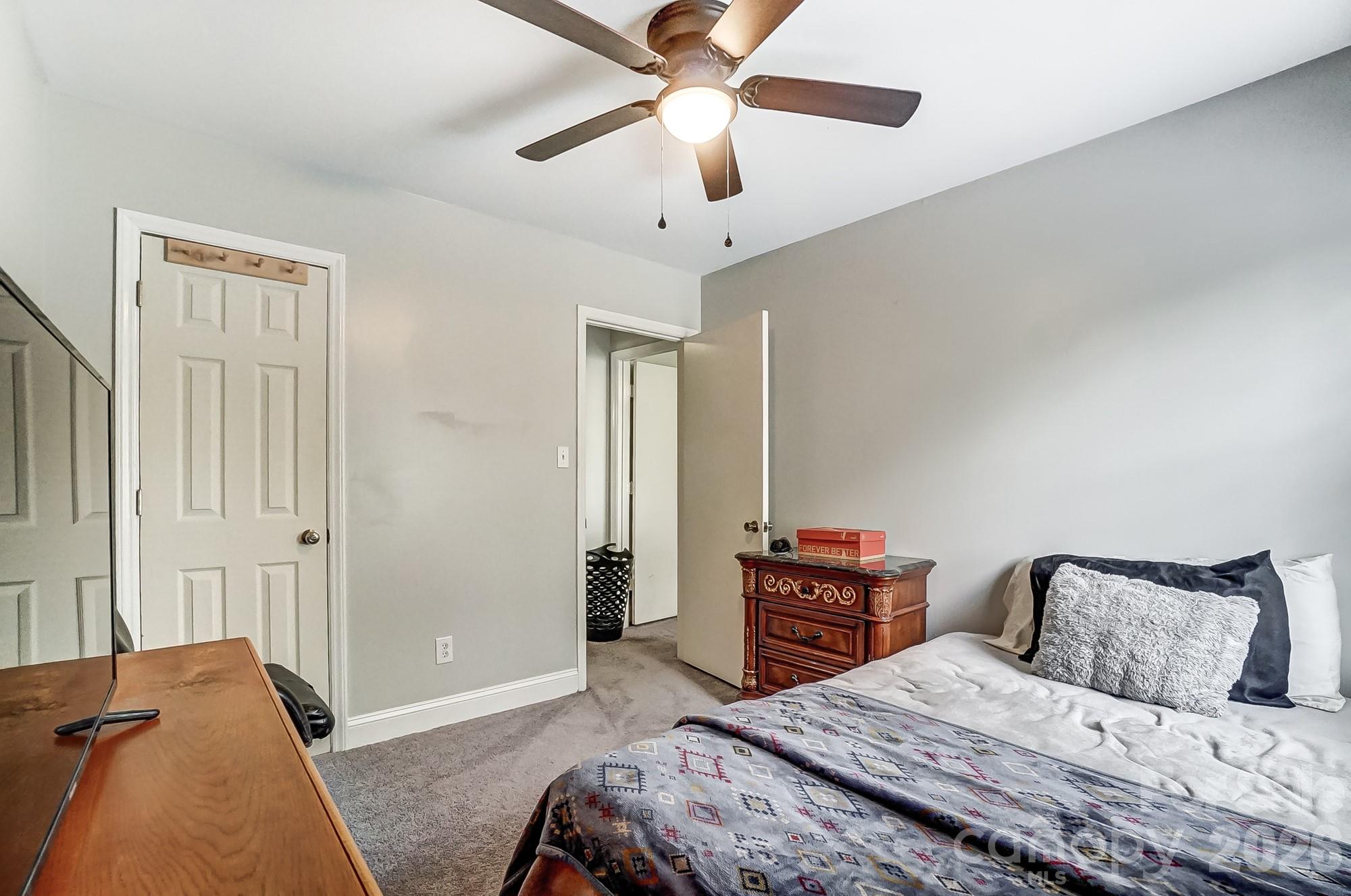 Photo 15 of 8518 Castle Pine Court, Charlotte, NC
