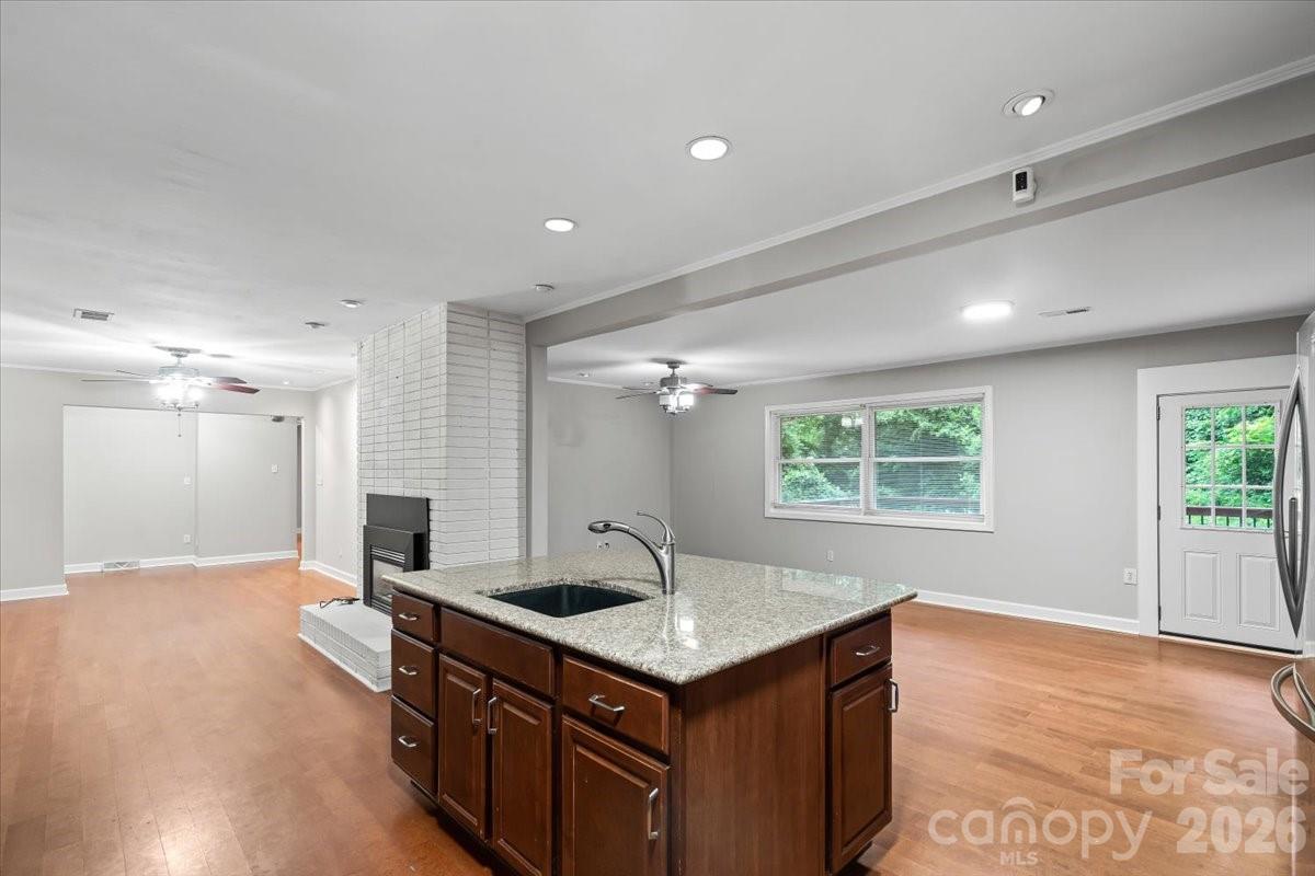 Photo 12 of 7328 Everett Drive, Charlotte, NC