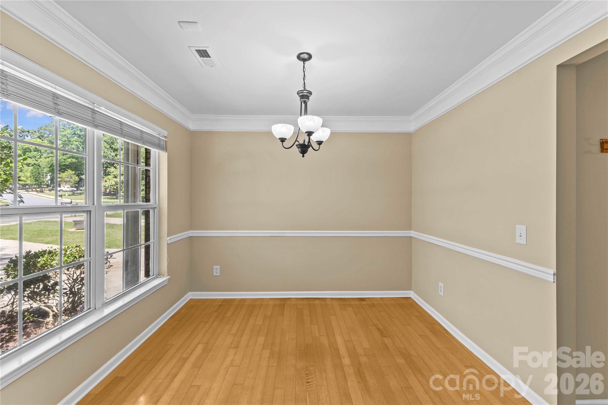 8119 Poplar Grove Circle, Waxhaw, NC - photo 9 of 49