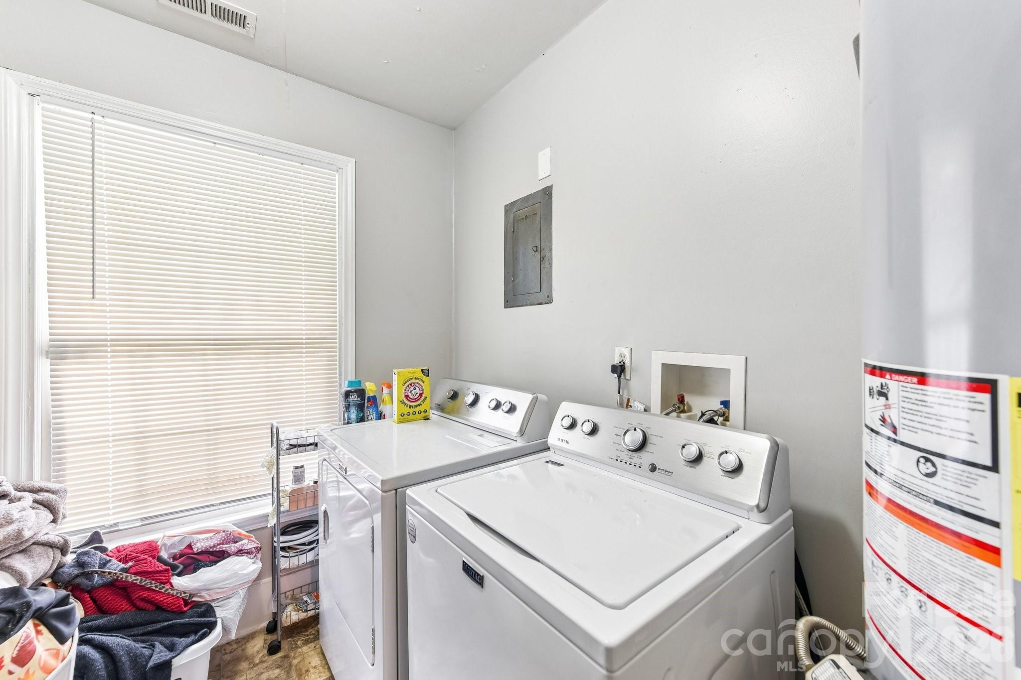 Home for sale at 933 Clanton Road, Charlotte, NC — photo 19 of 25