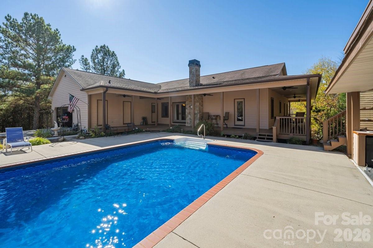 492 Starr Ridge Road, Gaffney, SC - photo 2 of 46