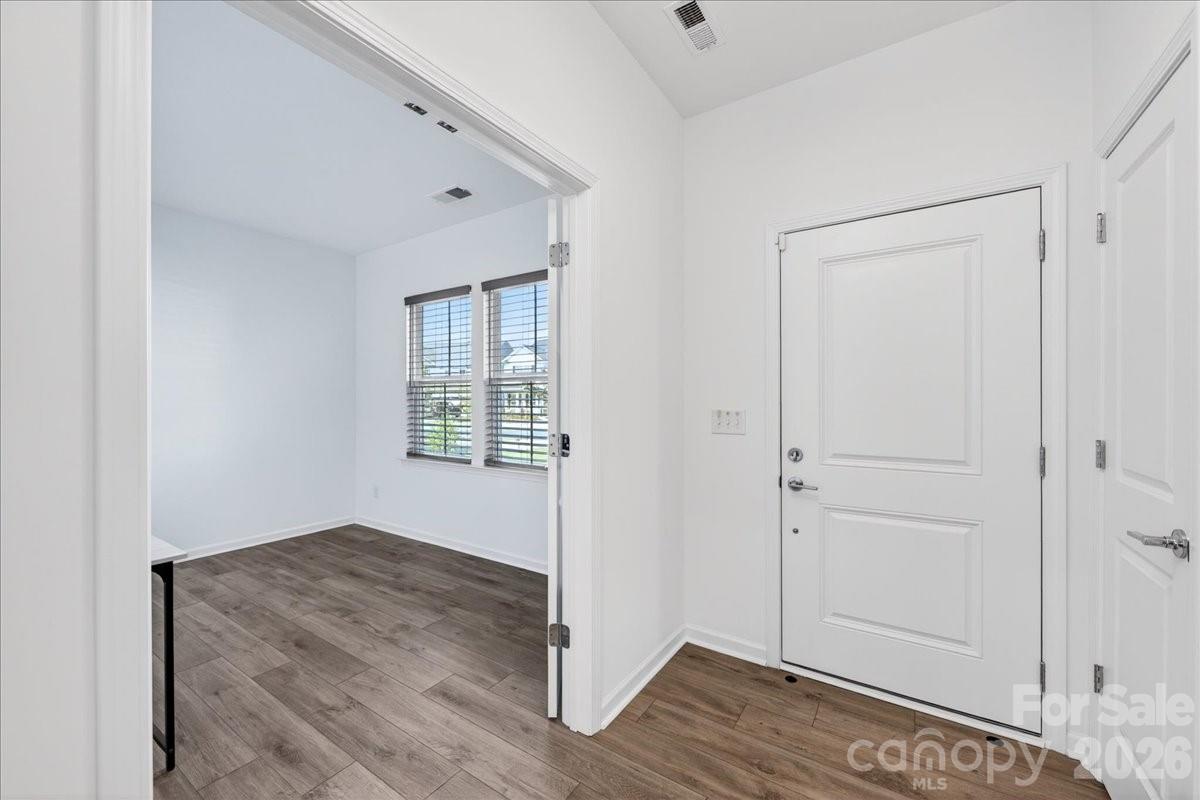 Photo 5 of 11119 Glasden Road, Charlotte, NC