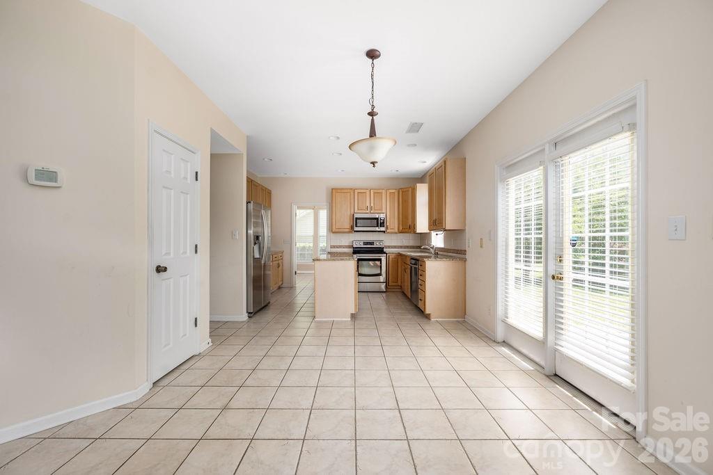 9512 Autumn Applause Drive, Charlotte, NC - photo 16 of 49