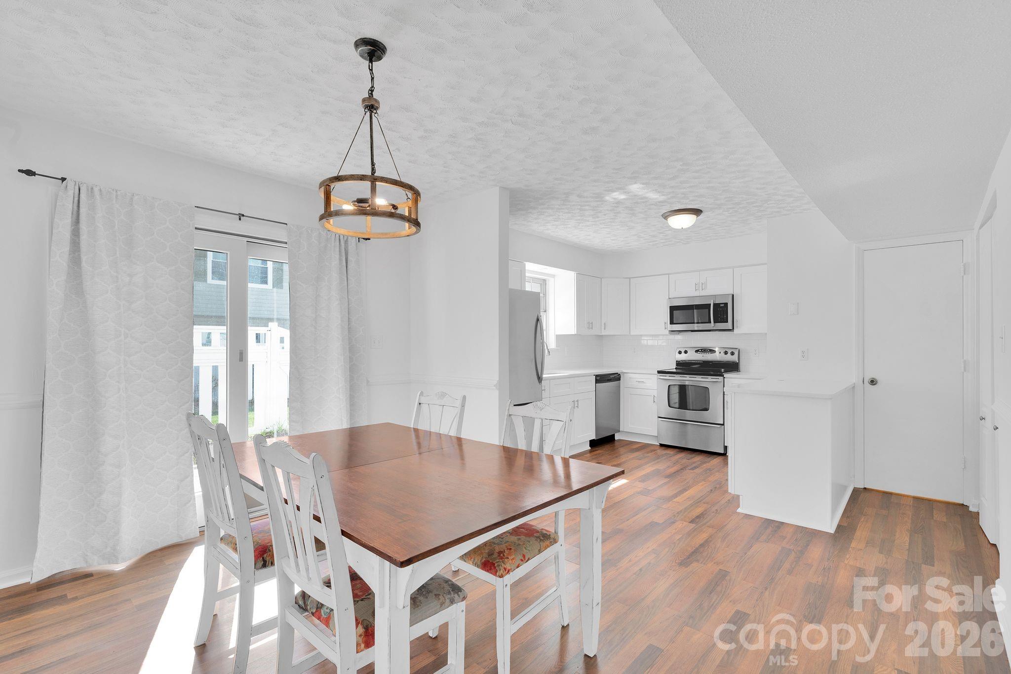 Photo 9 of 8510 Castle Pine Court, Charlotte, NC