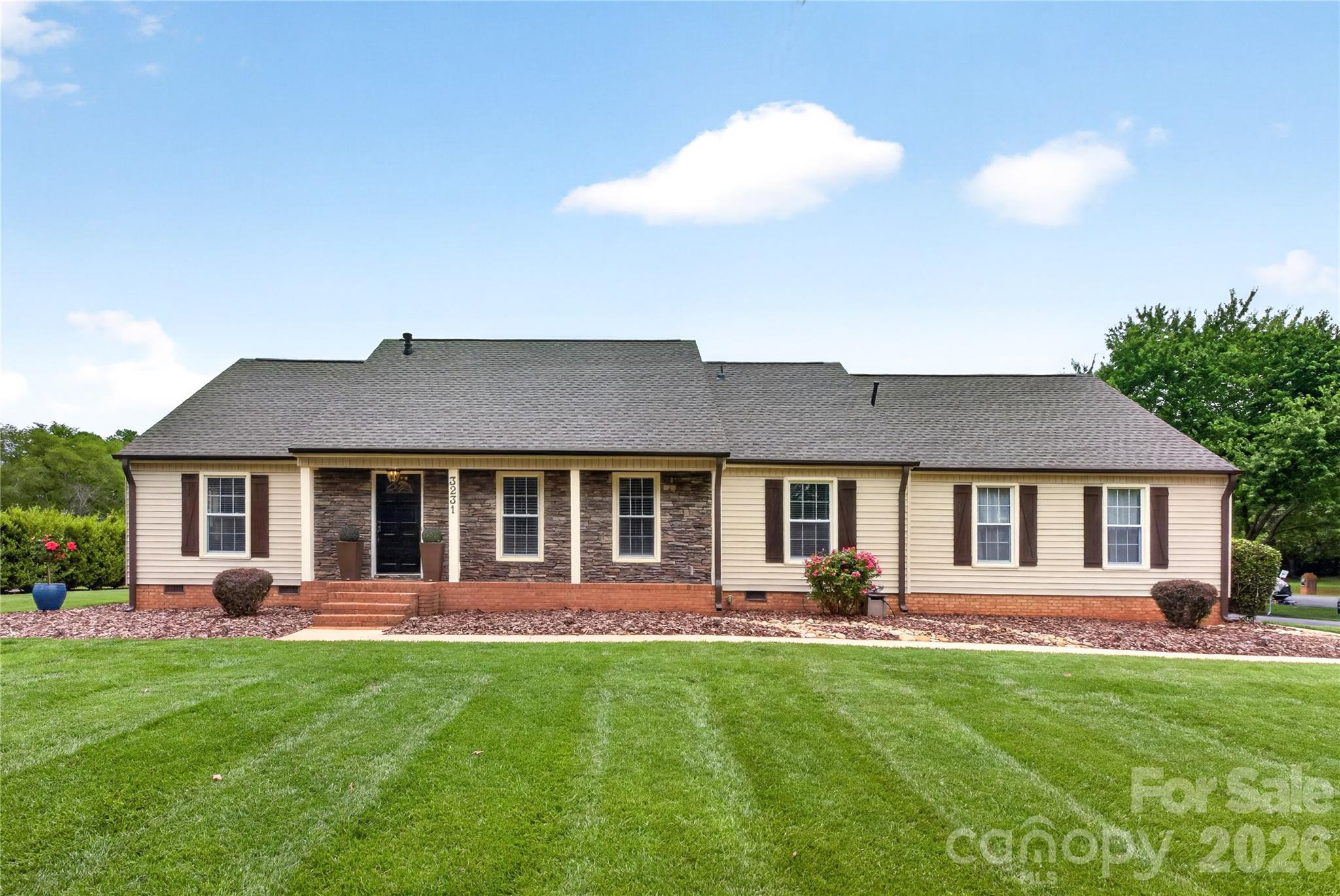 Home for sale at 3231 Windrow Lane, Matthews, NC — photo 1 of 38