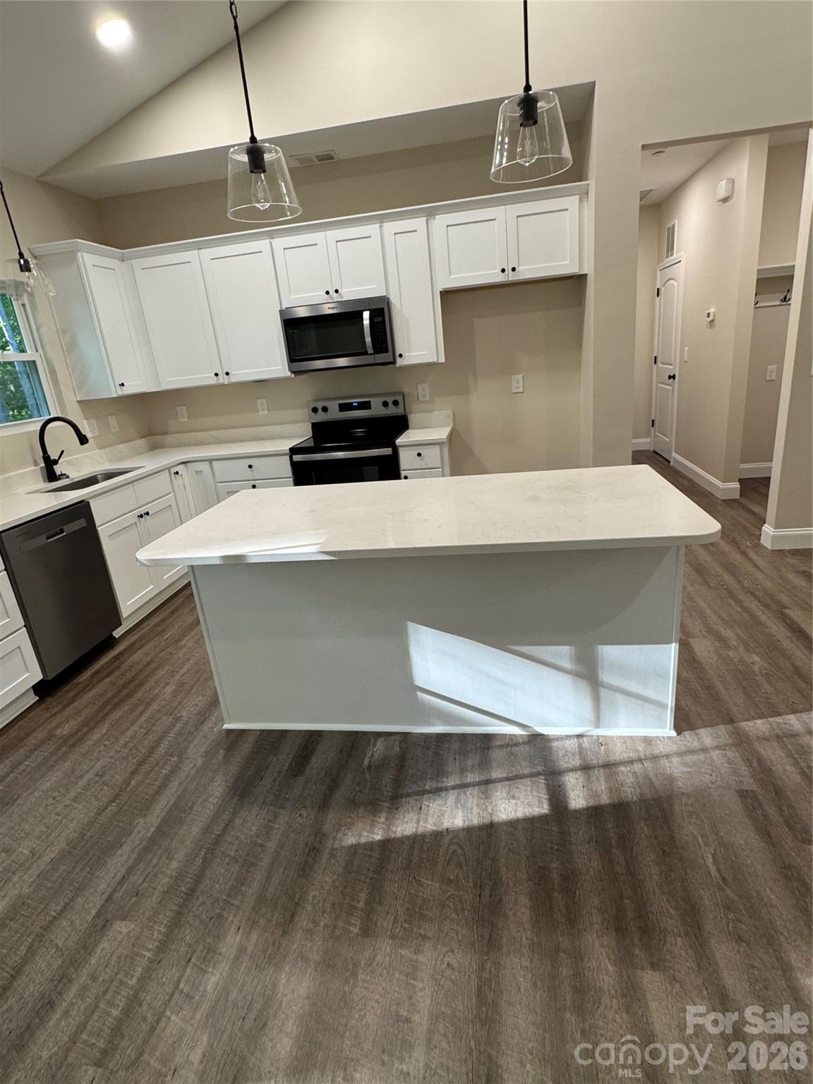 530 Oakwood Circle, Lexington, NC - photo 6 of 16