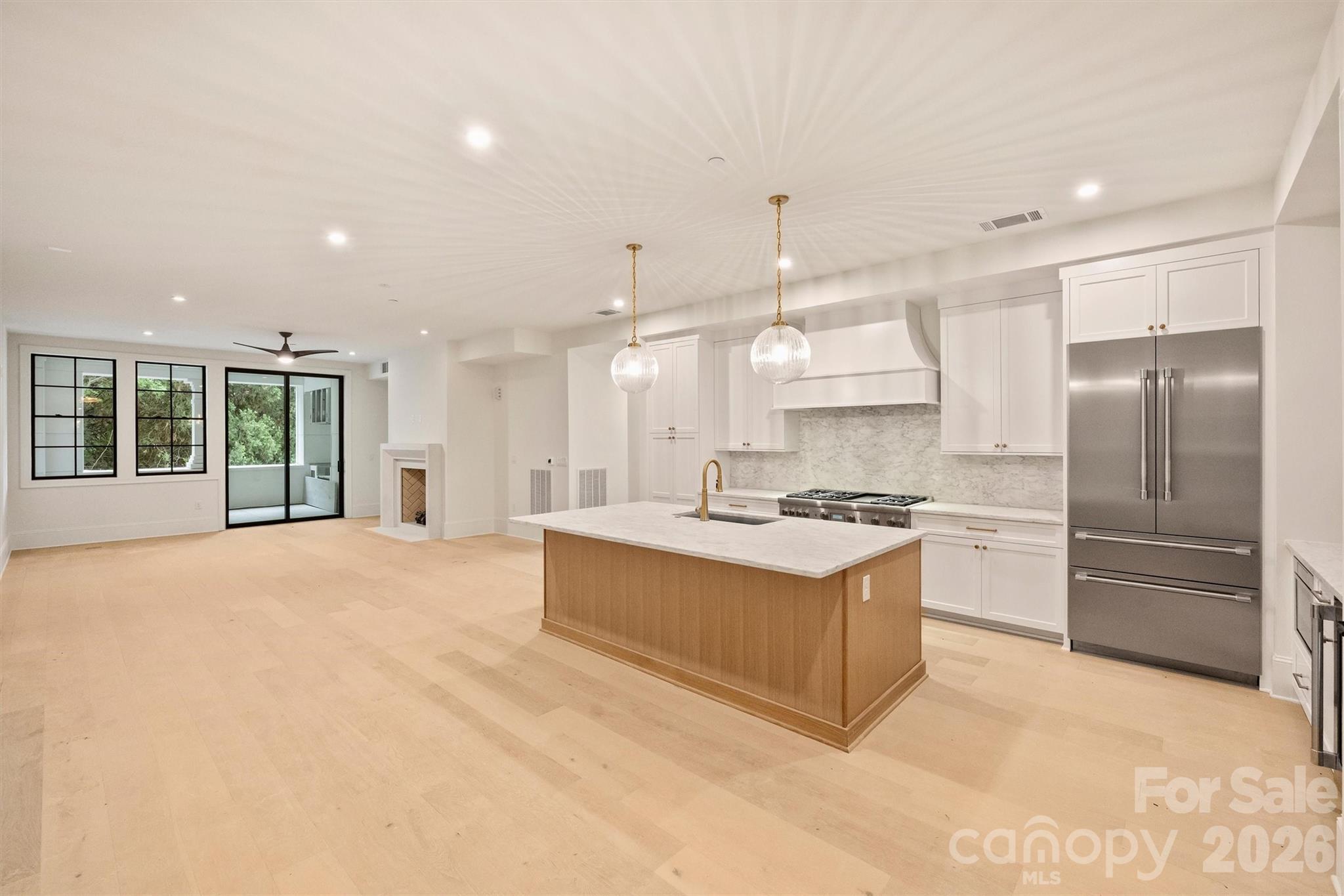 Photo 11 of 409 Queens Road304, Charlotte, NC