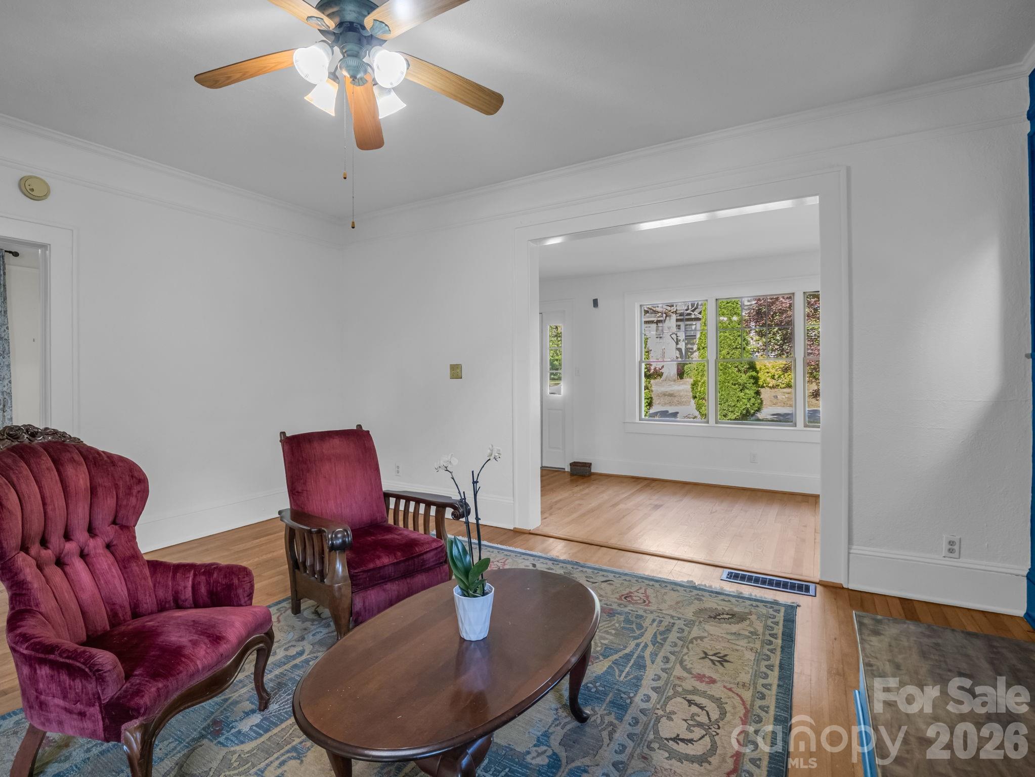 1534 Kensington Road, Hendersonville, NC - photo 12 of 44