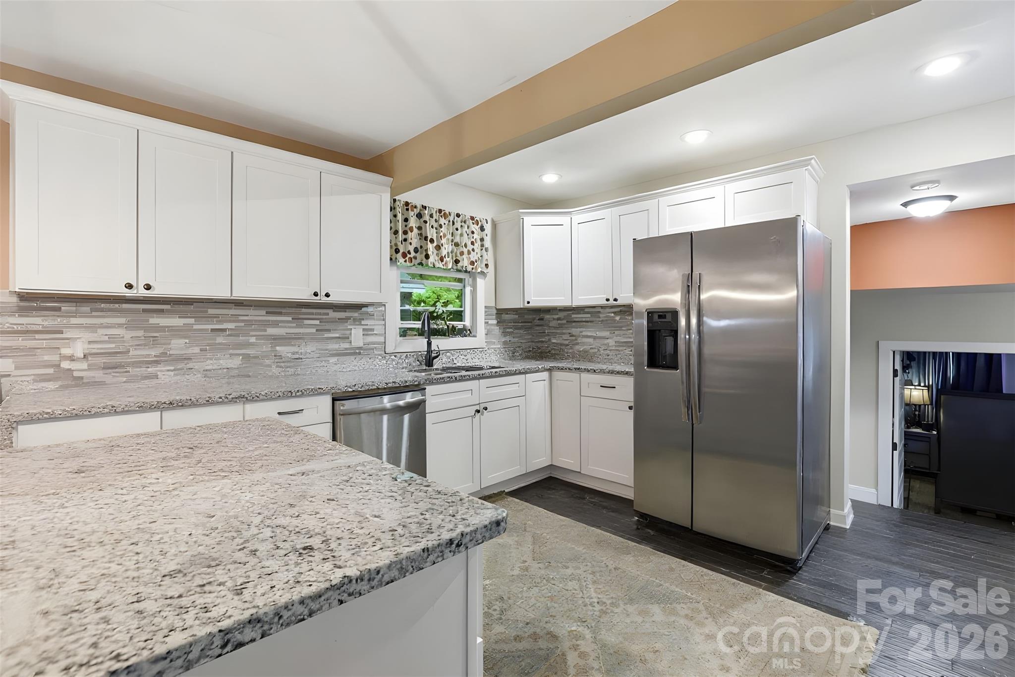 3100 Avalon Avenue, Charlotte, NC - photo 6 of 14