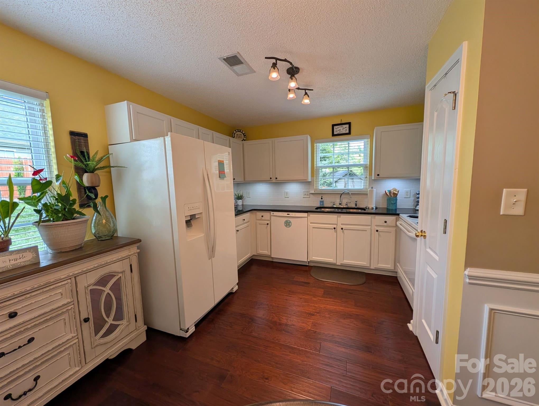 Home for sale at 704 Gum Branch Road, Charlotte, NC — photo 10 of 37