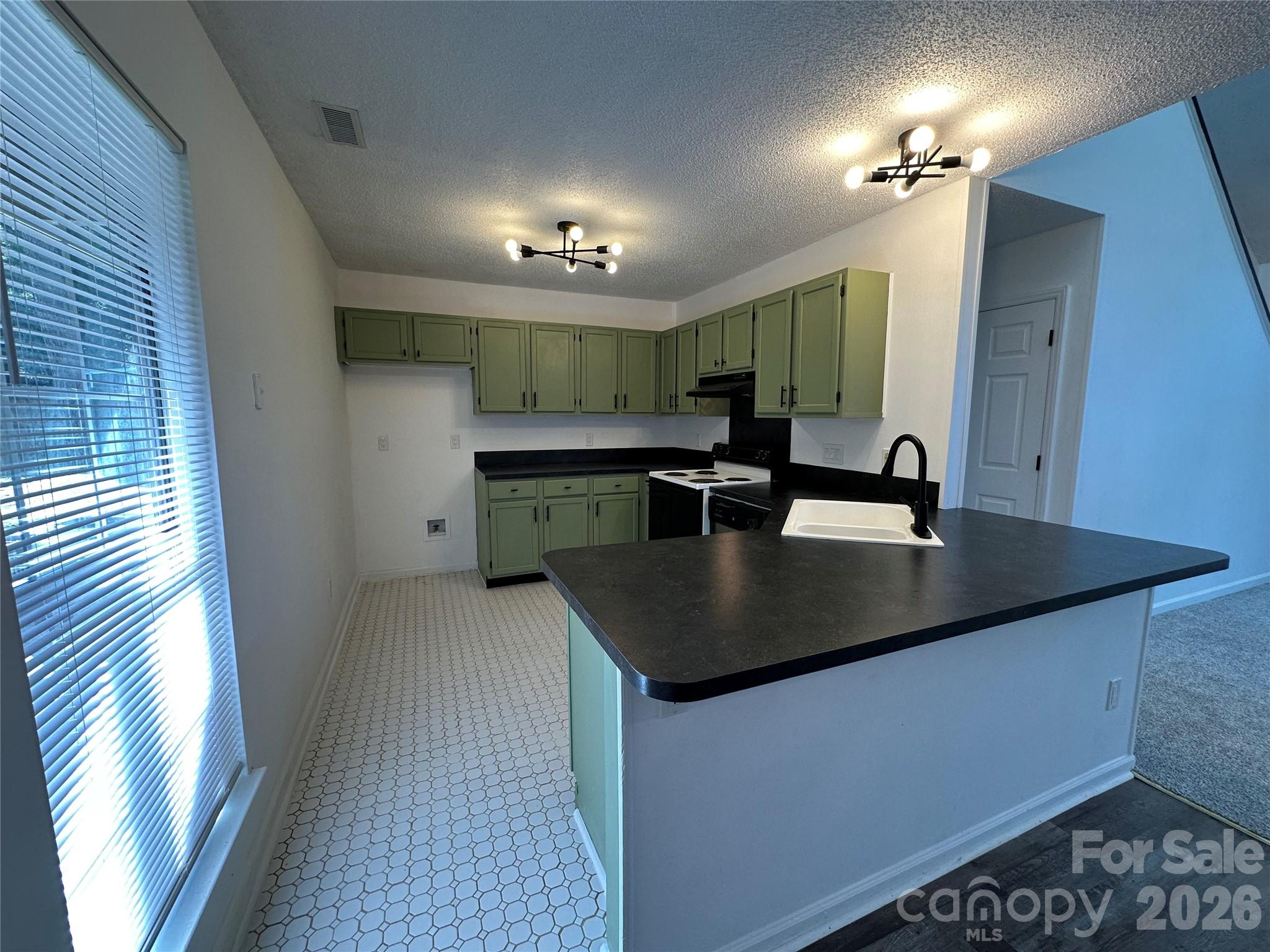 Photo 6 of 10220 Rockwood Road, Charlotte, NC