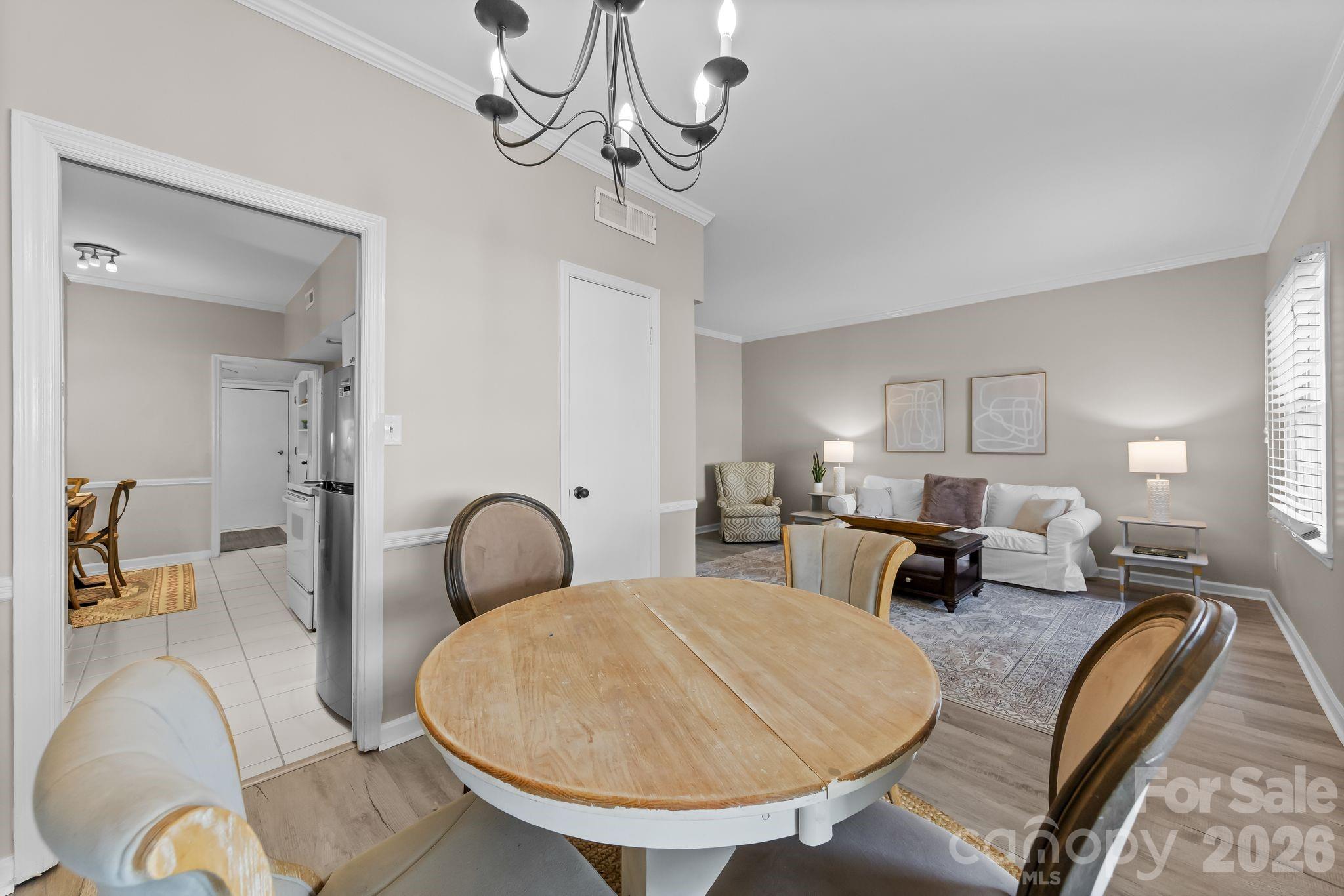 Photo 10 of 5941 Quail Hollow RoadE, Charlotte, NC