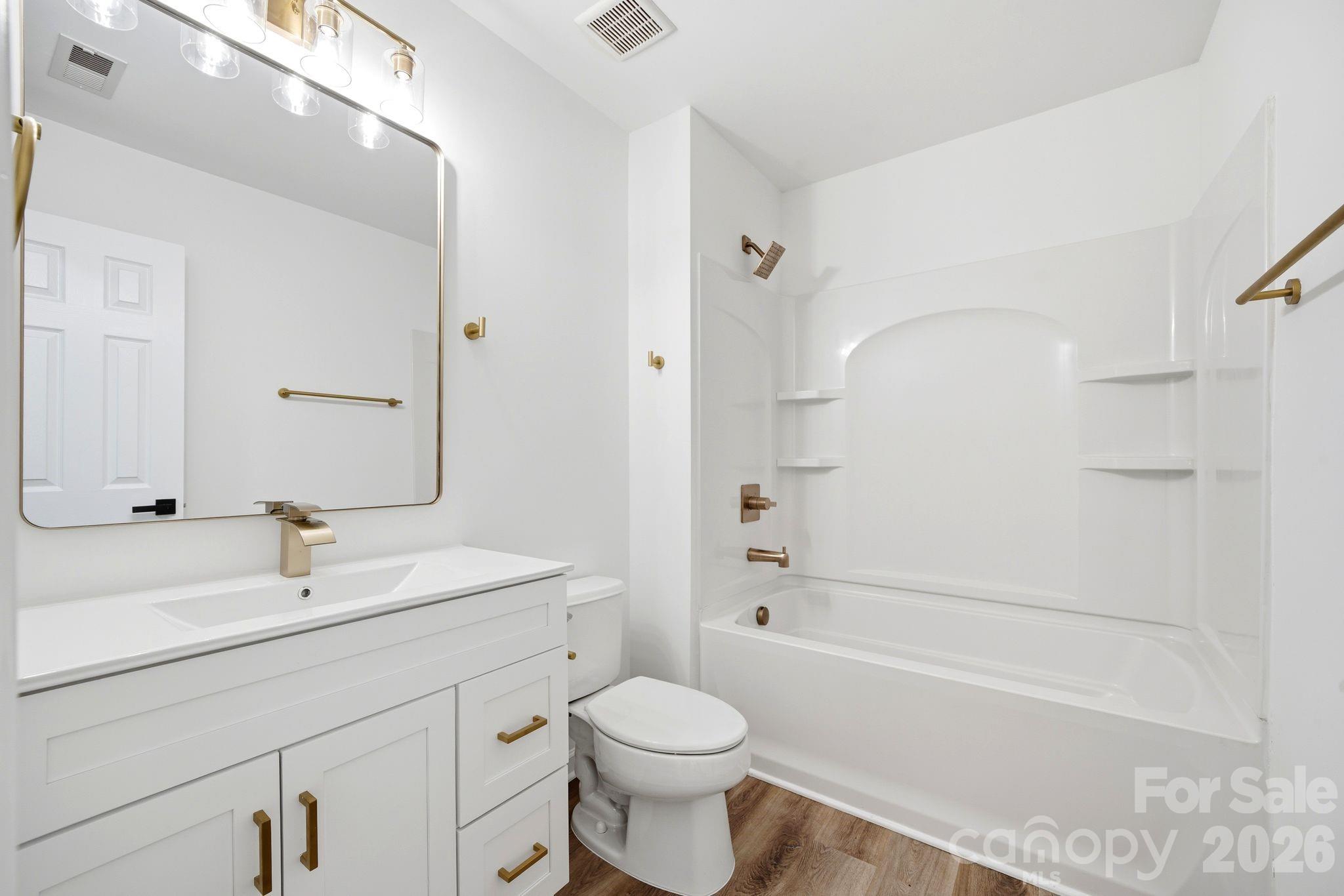 Photo 20 of 14237 Tamarack Drive, Charlotte, NC