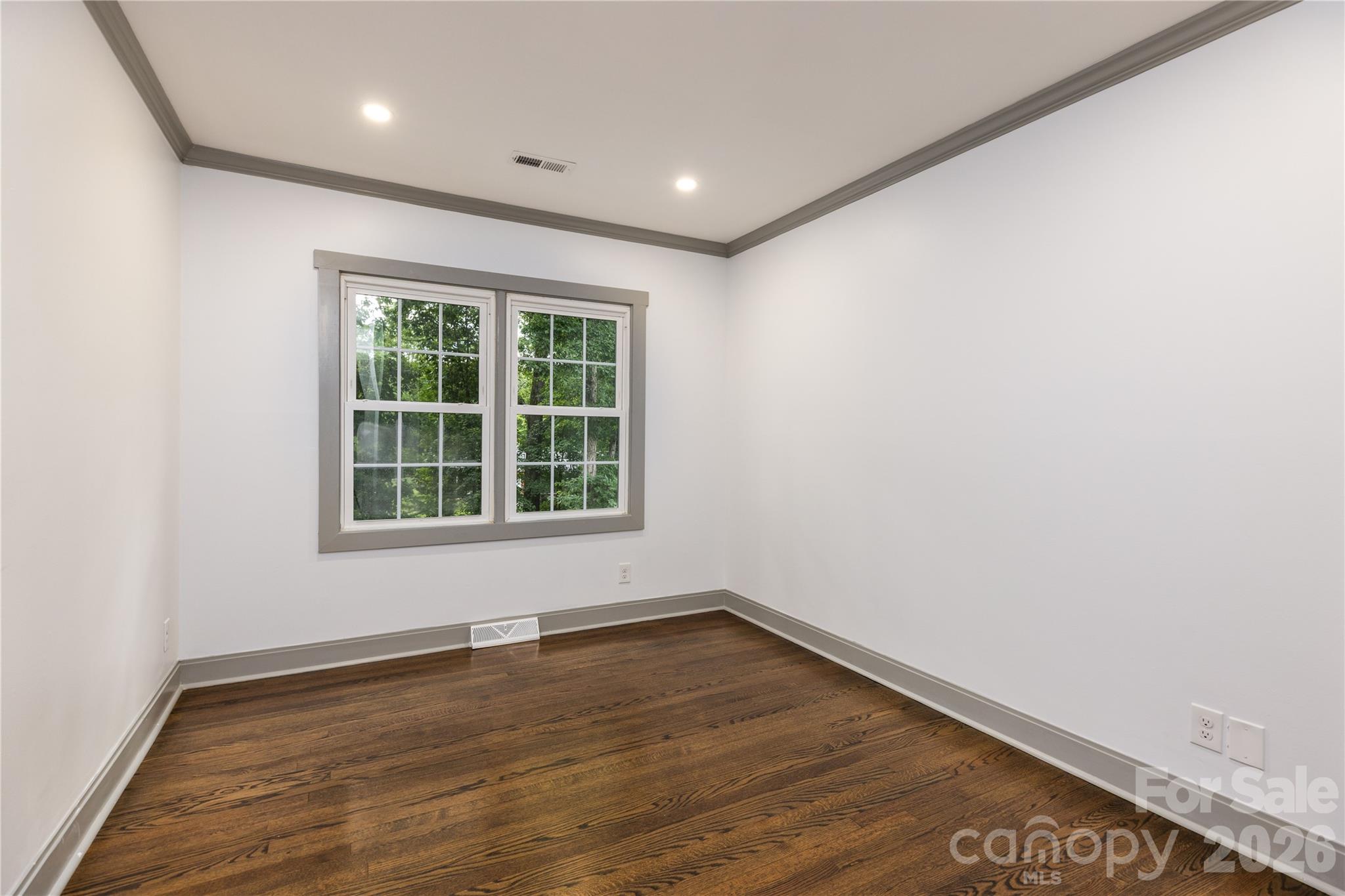 Photo 13 of 6721 Knightswood Drive, Charlotte, NC