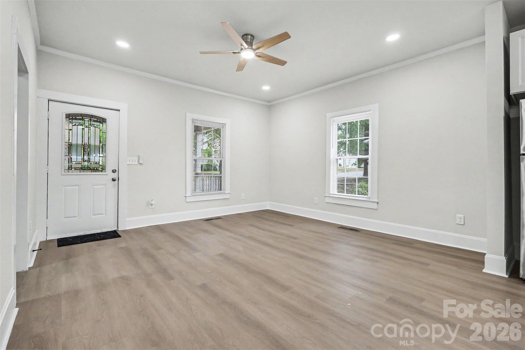303 E 10th Street, Kannapolis, NC - photo 5 of 28