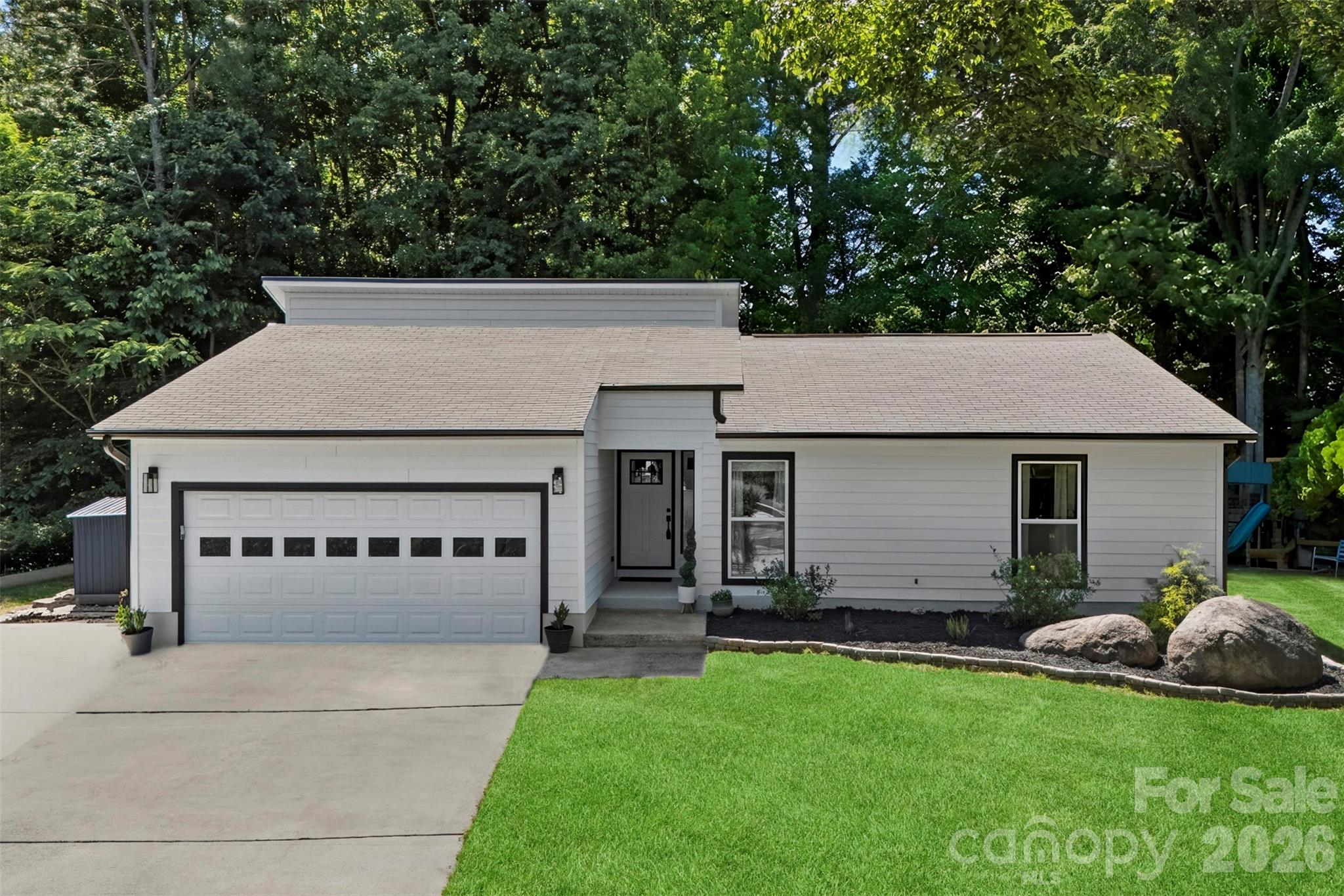Photo 2 of 9524 Rainbow Forest Drive, Charlotte, NC