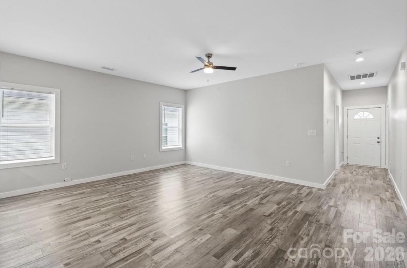 Photo 4 of 1301 marble Street, Charlotte, NC