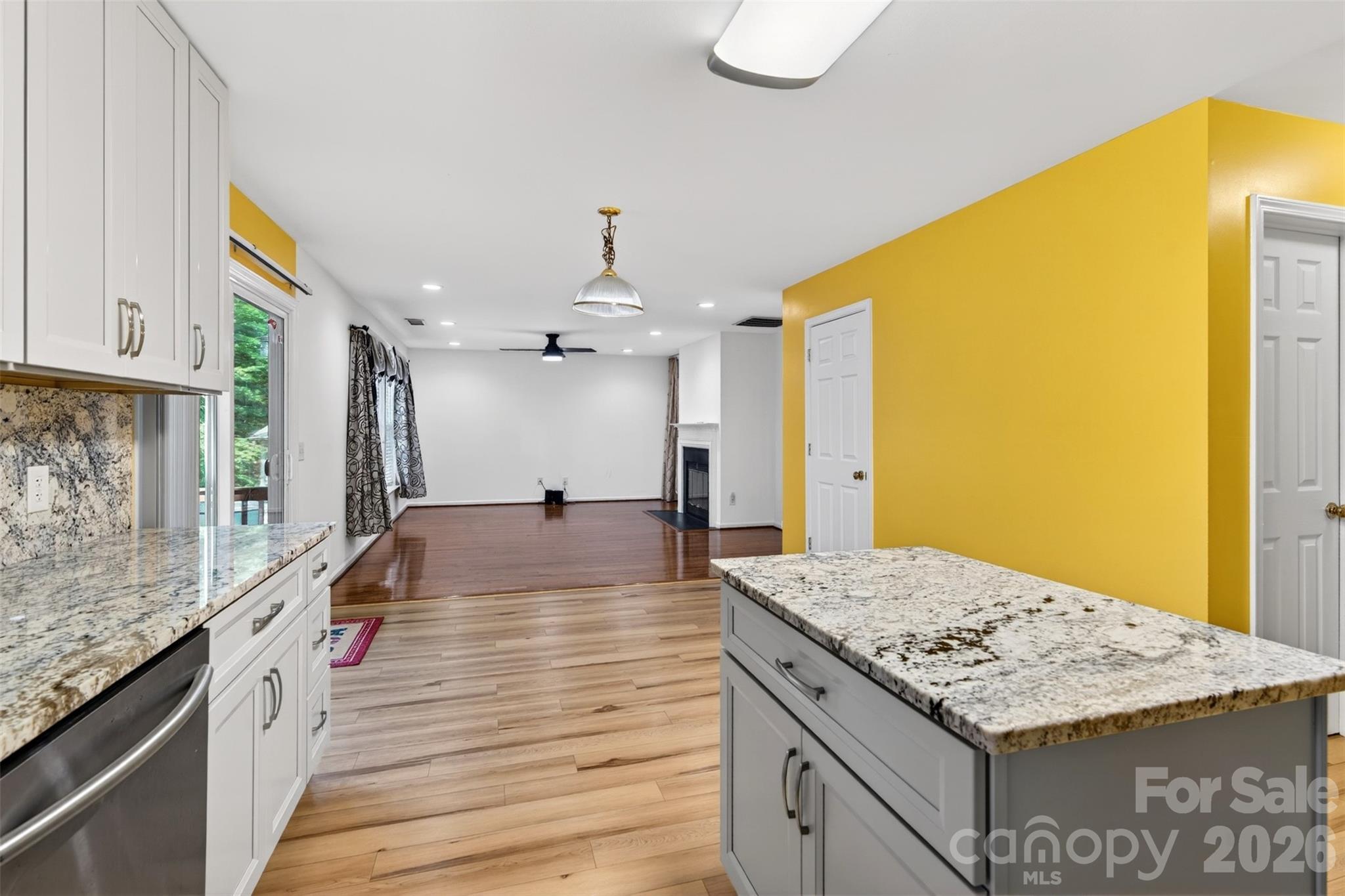 Photo 18 of 2539 Thornfield Road, Charlotte, NC