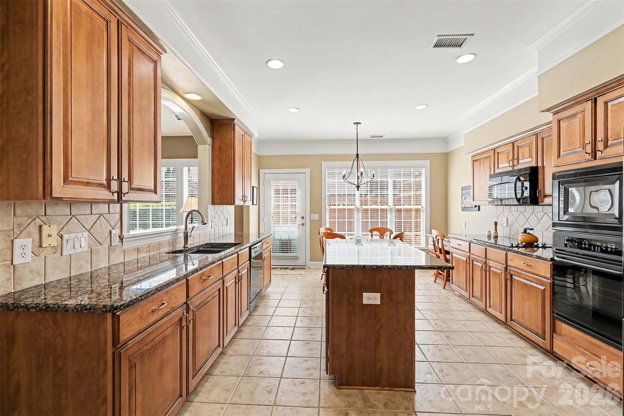 Photo 12 of 15111 Arleta Circle, Charlotte, NC