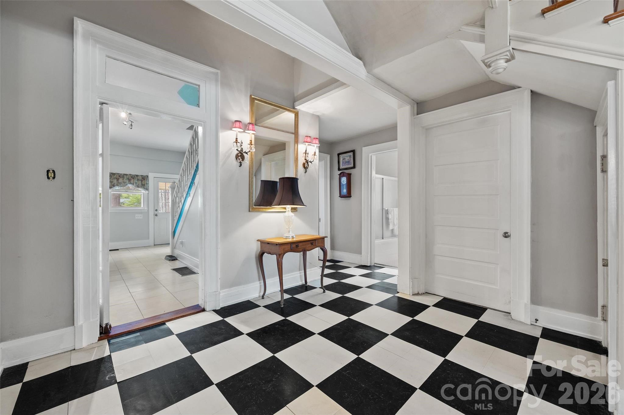 530 E Rutledge Avenue, Gaffney, SC - photo 20 of 48