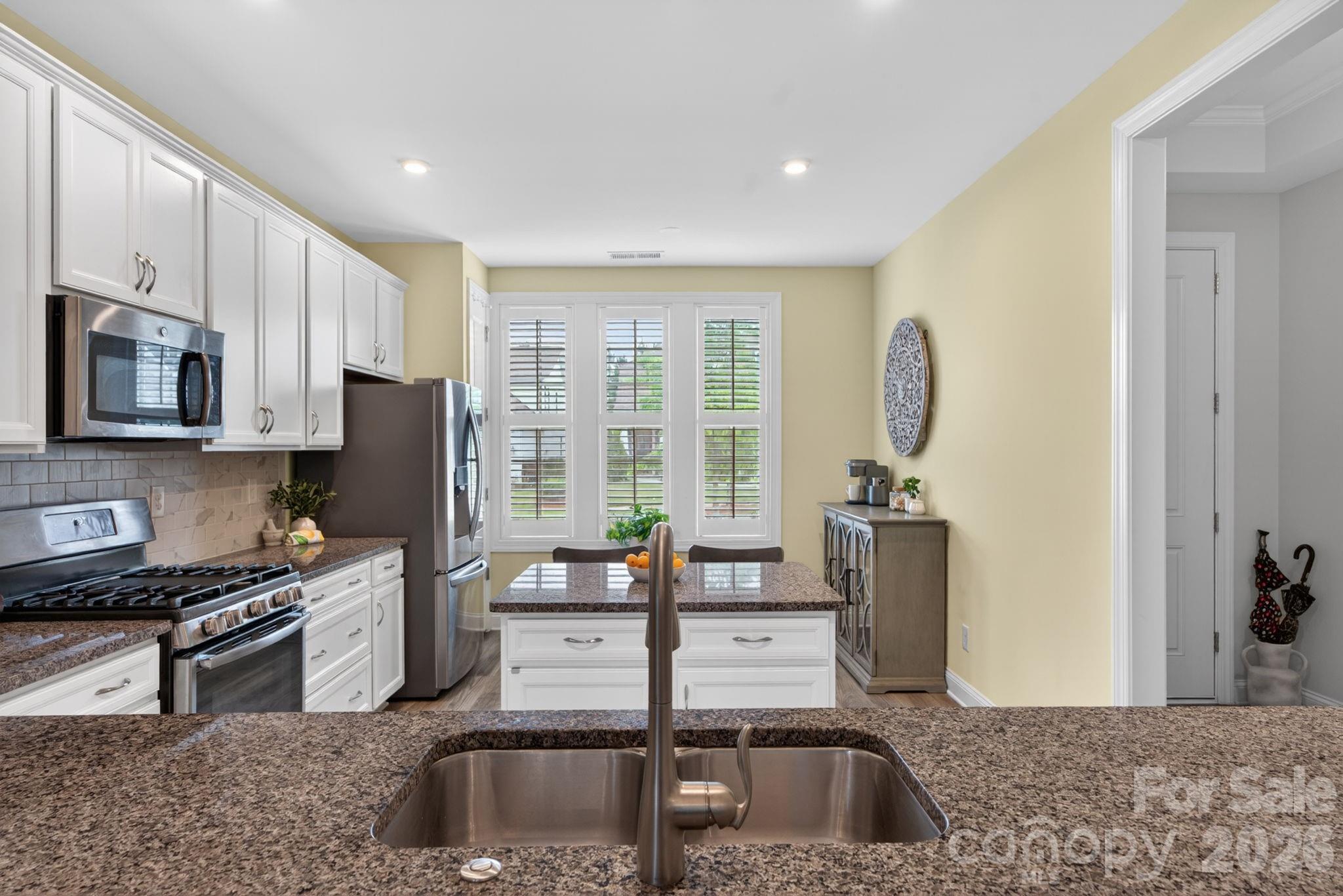 Photo 11 of 5539 Cheerful Lane, Charlotte, NC