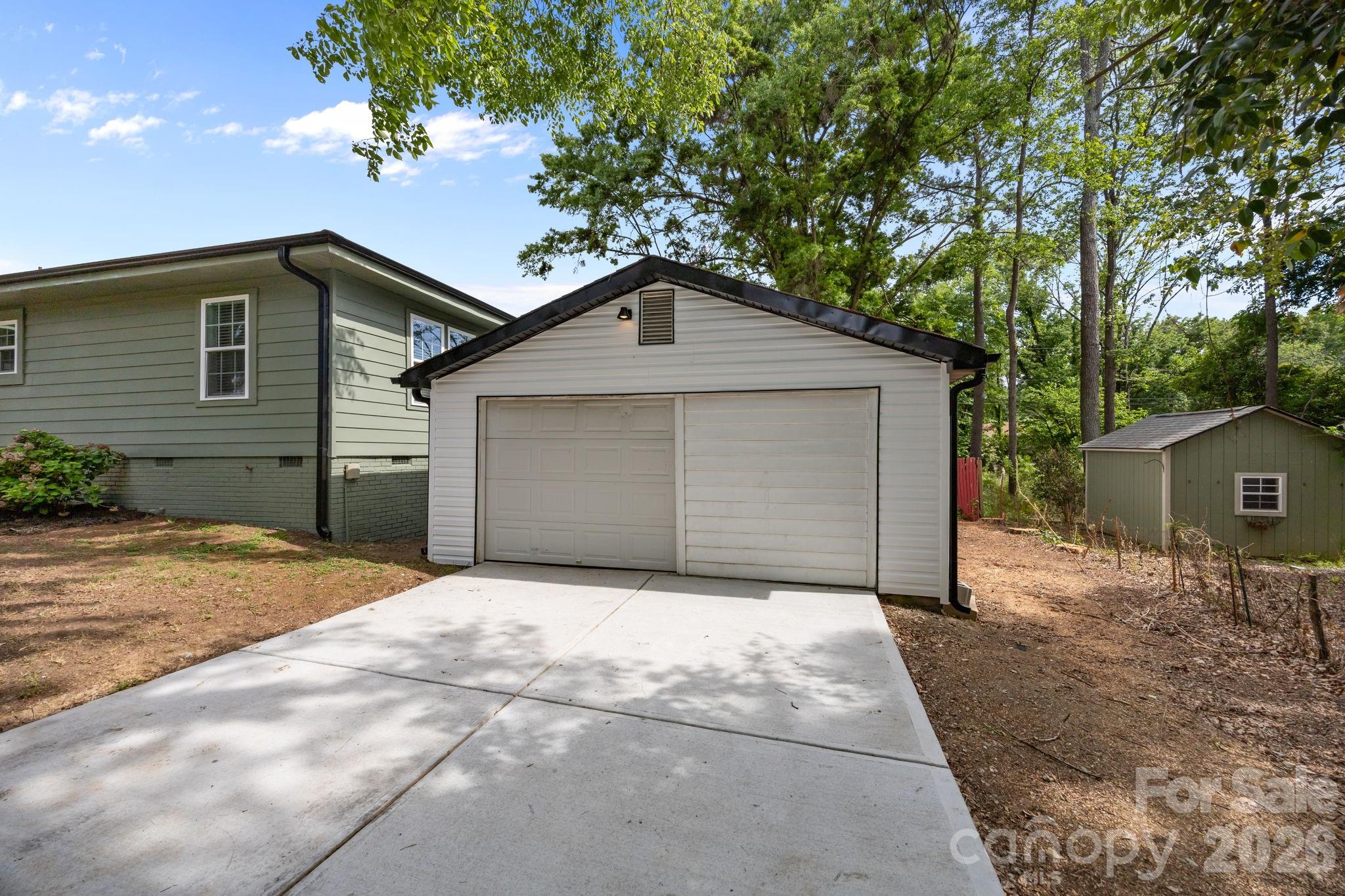 Photo 6 of 6109 Cora Street, Charlotte, NC