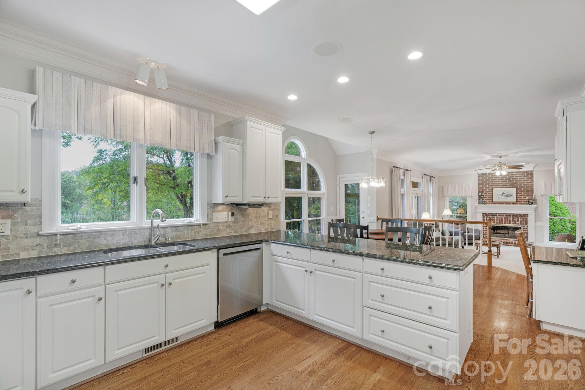 Photo 12 of 10514 Old Wayside Road, Charlotte, NC