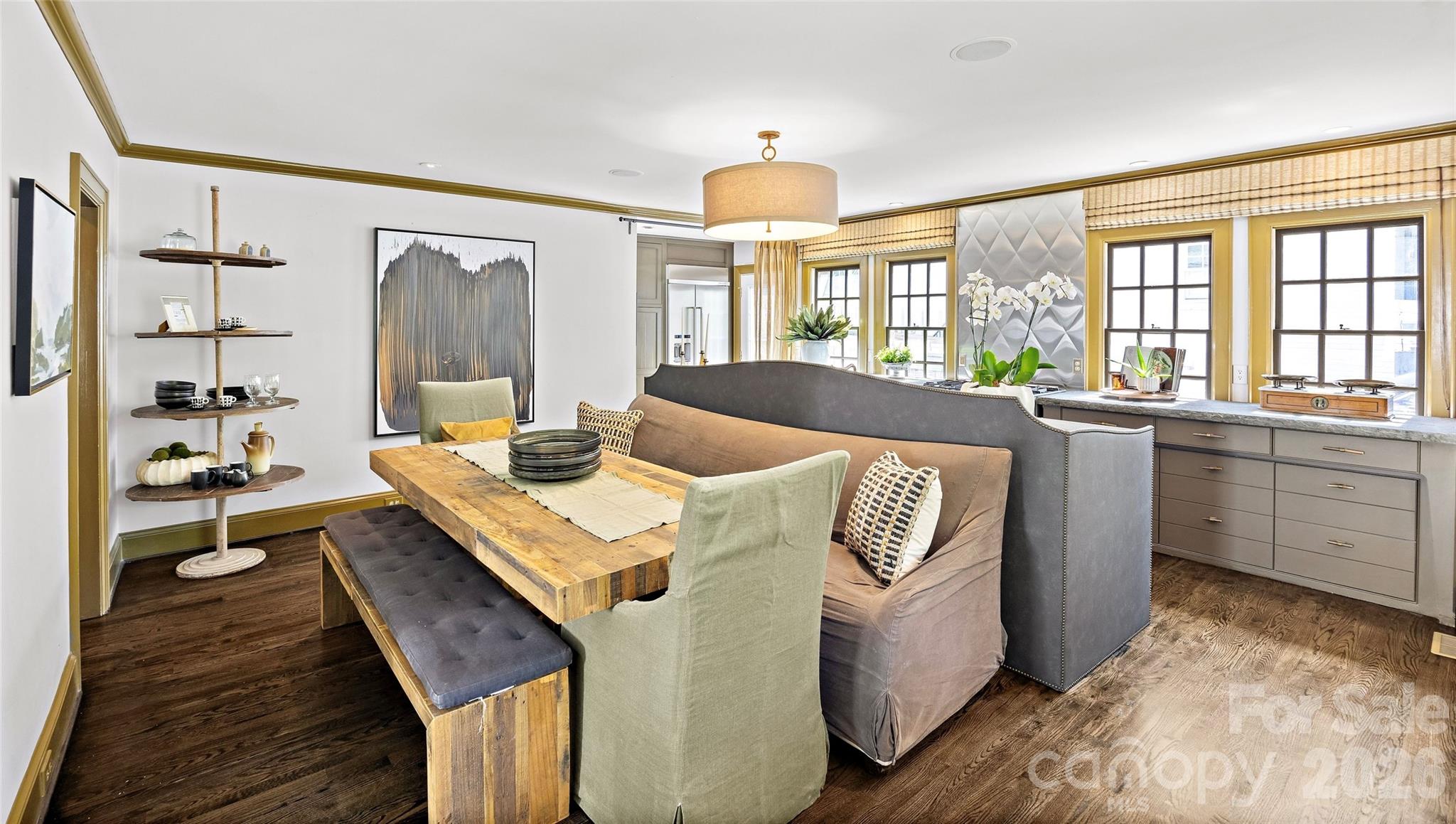 208 Wales Avenue, Charlotte, NC - photo 6 of 33