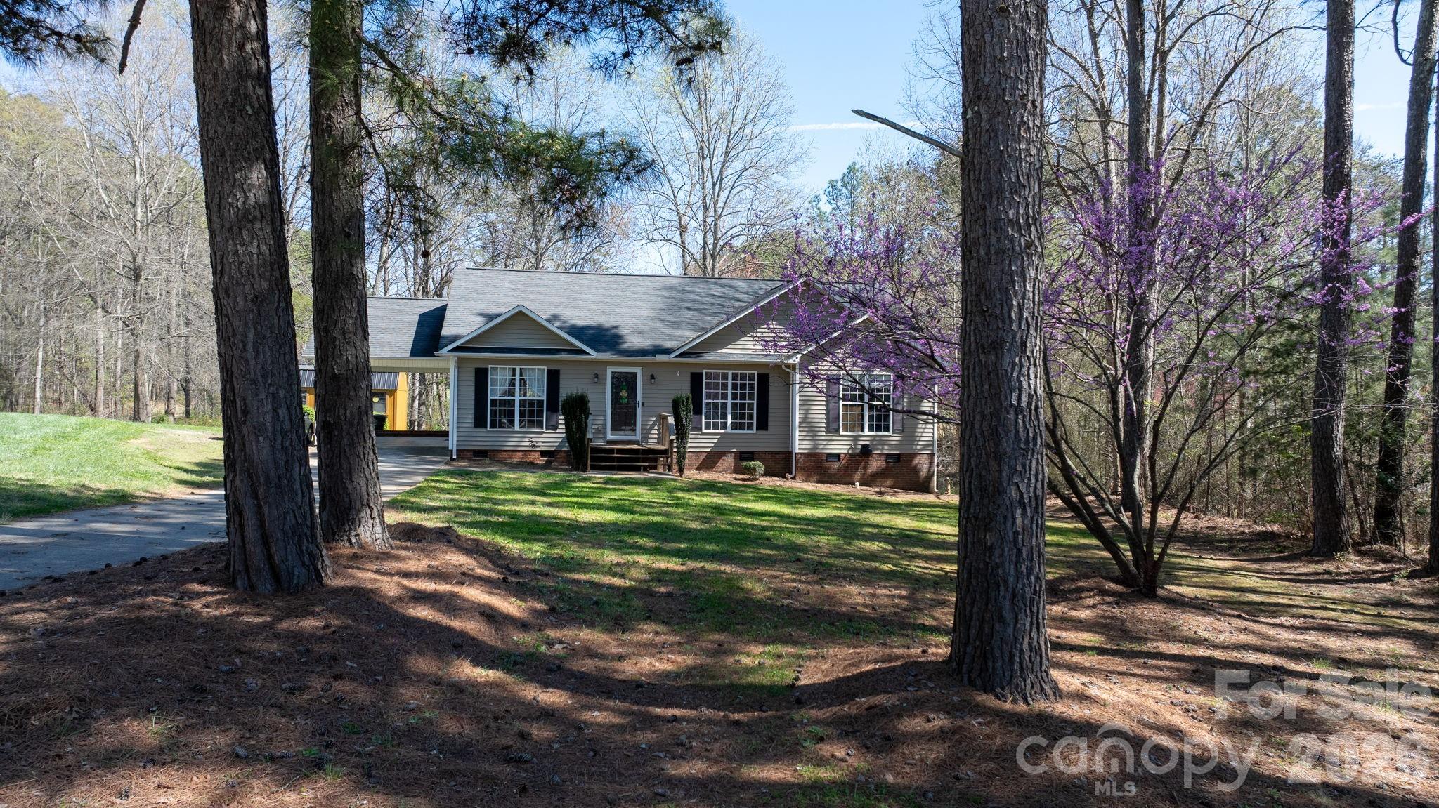 Photo 2 of 120 Wesley Court, Crouse, NC
