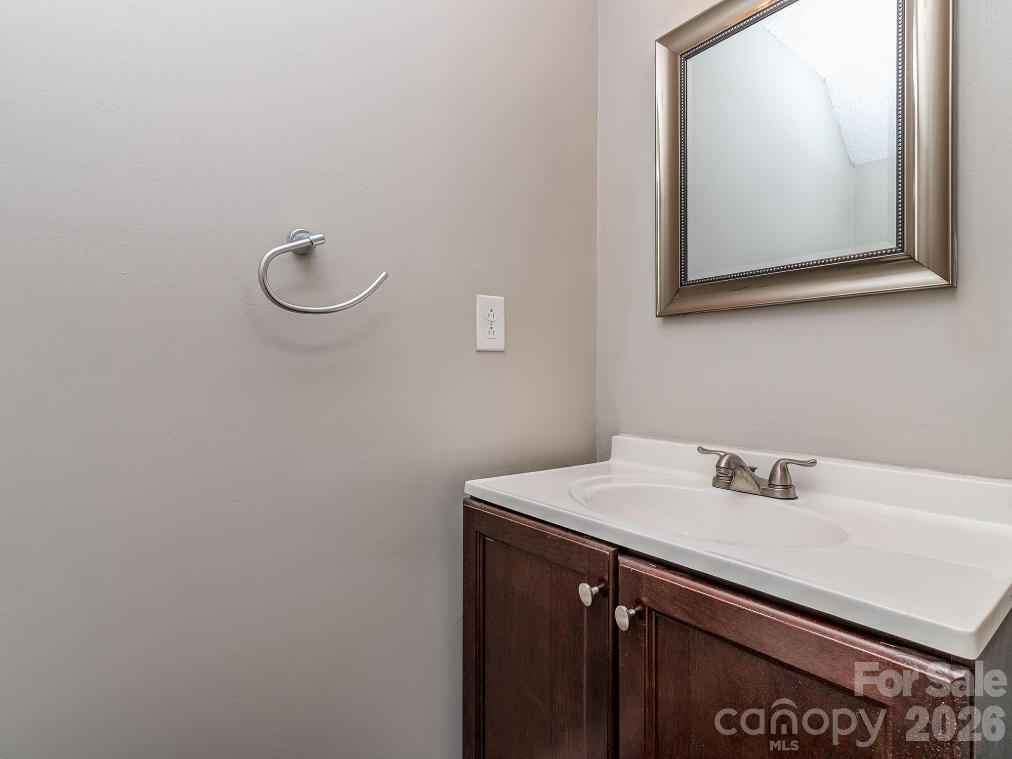 Photo 16 of 8211 Golf Ridge Drive, Charlotte, NC