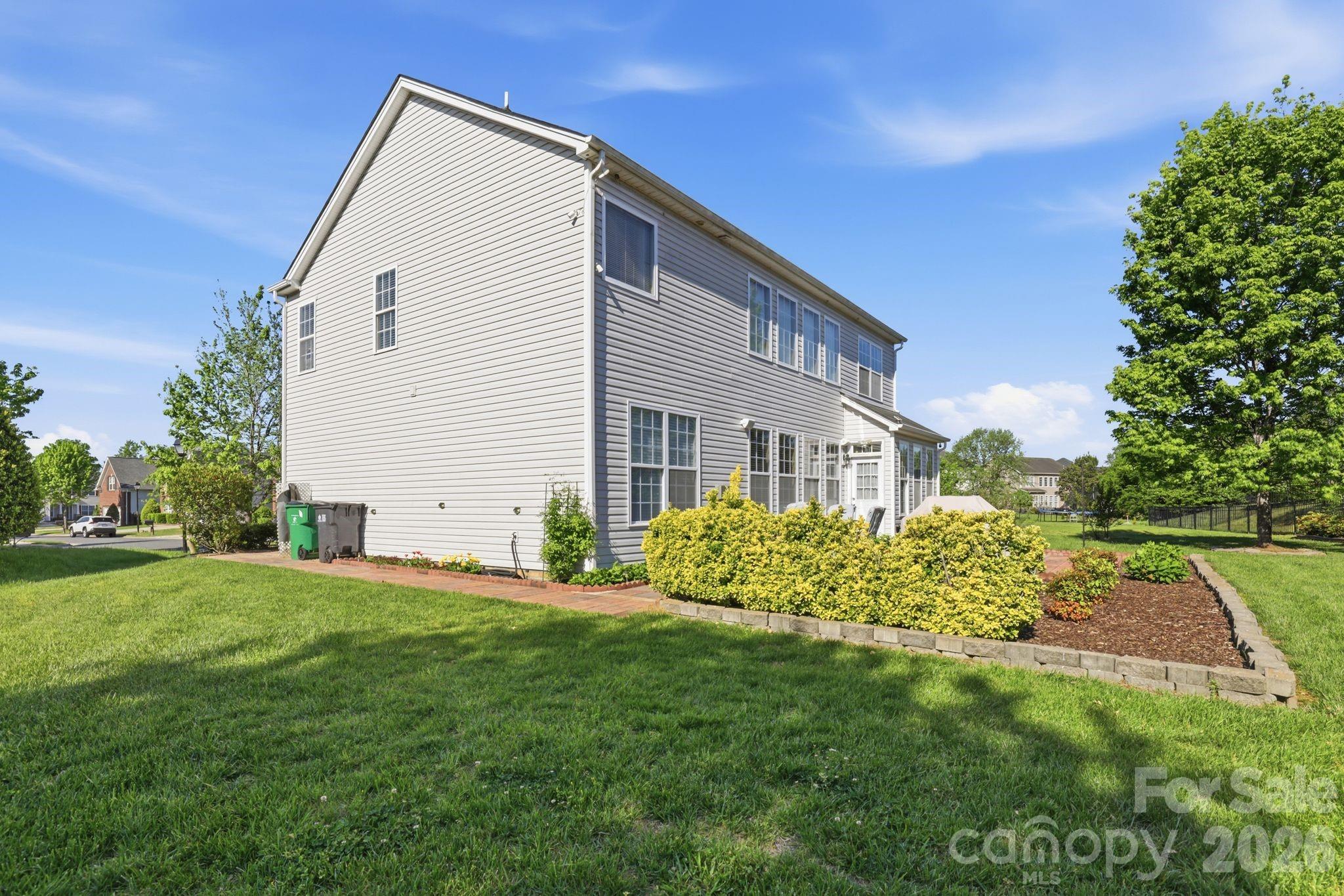 10122 Whiteburn Court, Charlotte, NC - photo 37 of 44