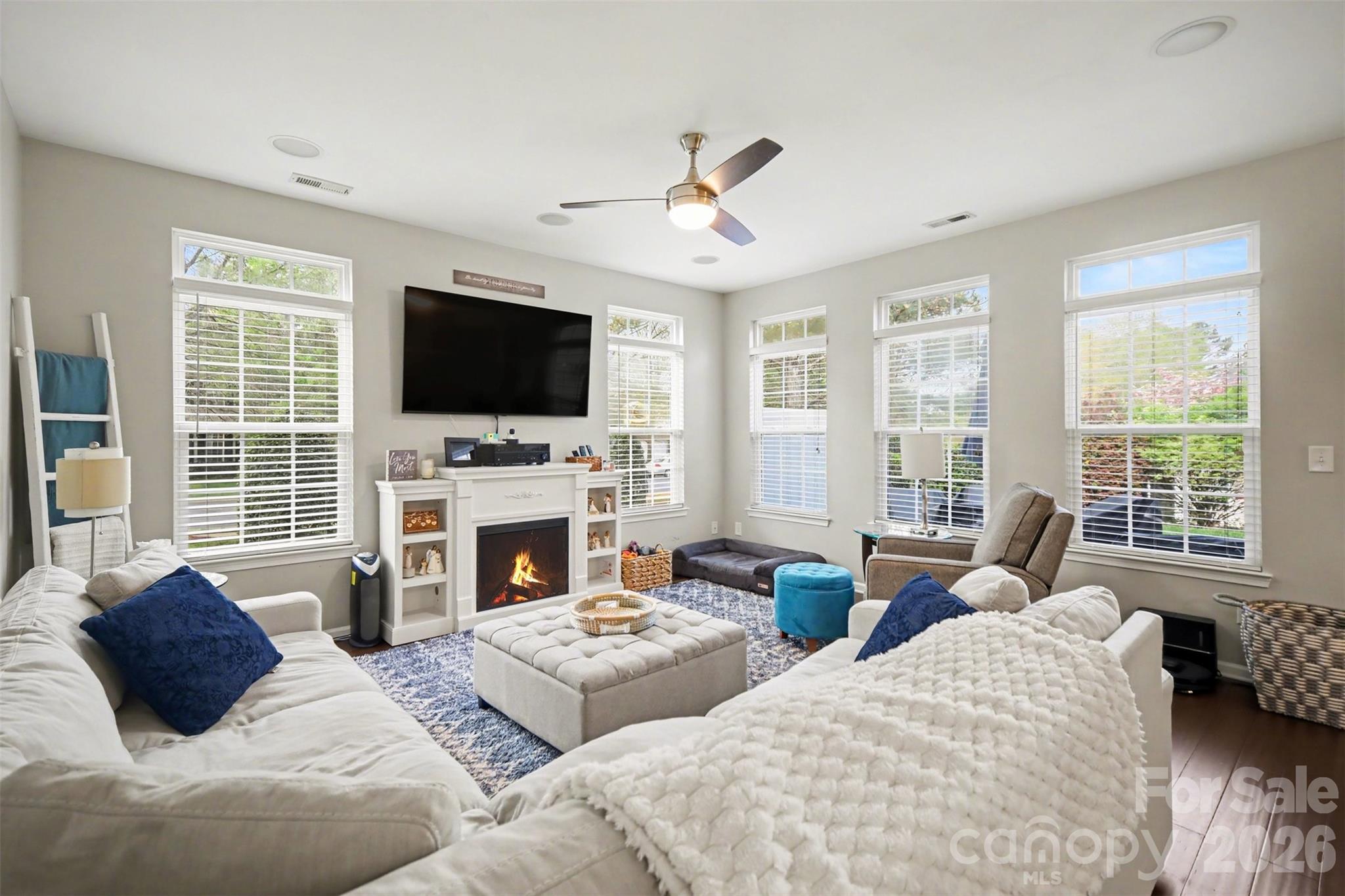 5705 Mossdale Lane, Charlotte, NC - photo 6 of 41