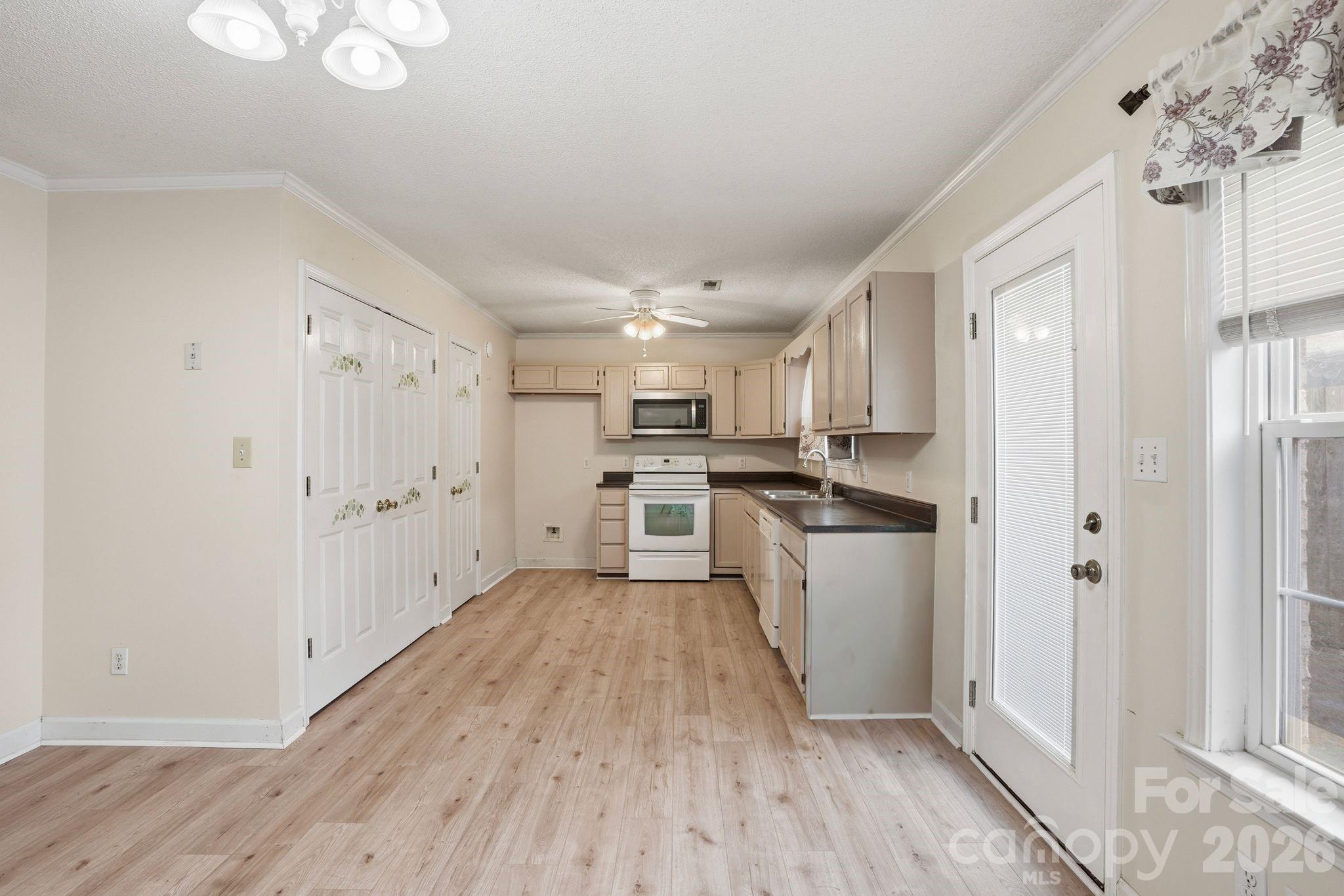 812 Maupin Avenue, Salisbury, NC - photo 12 of 28