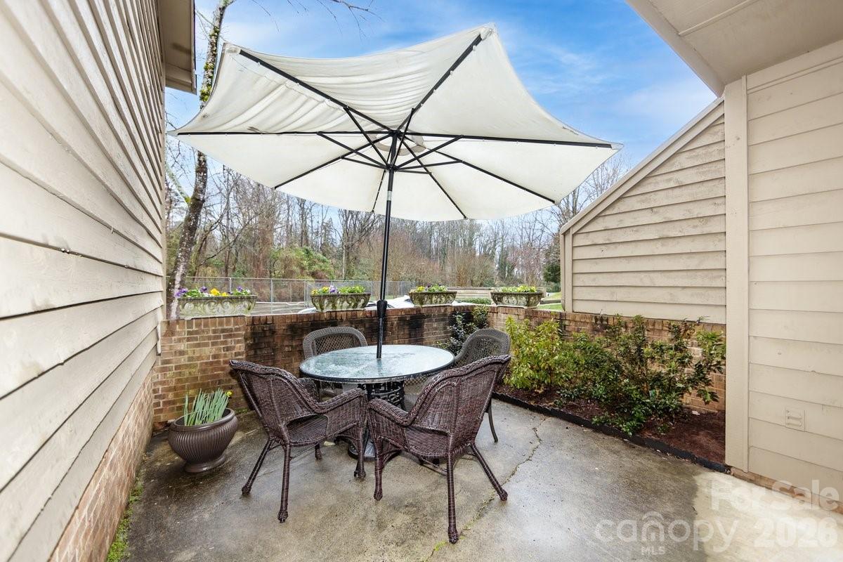 Photo 35 of 3929 Colony Crossing Drive, Charlotte, NC