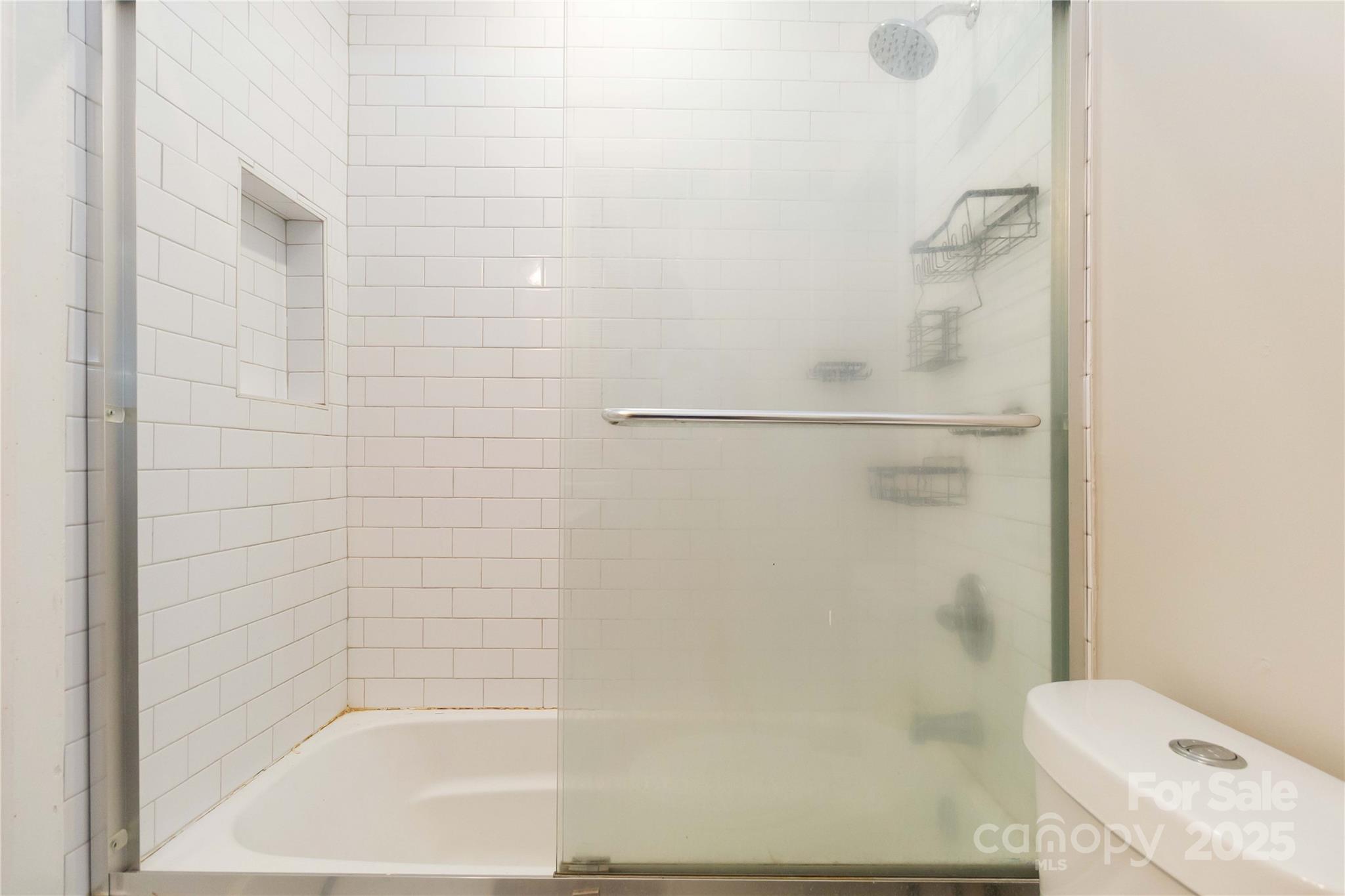 Photo 16 of 811 E Morehead Street6, Charlotte, NC