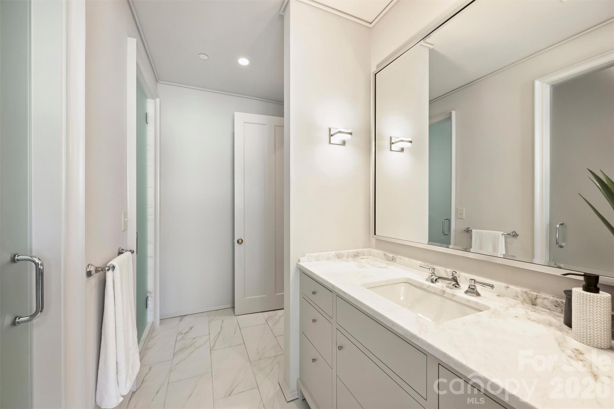 Photo 32 of 1170 Queens Road, Charlotte, NC