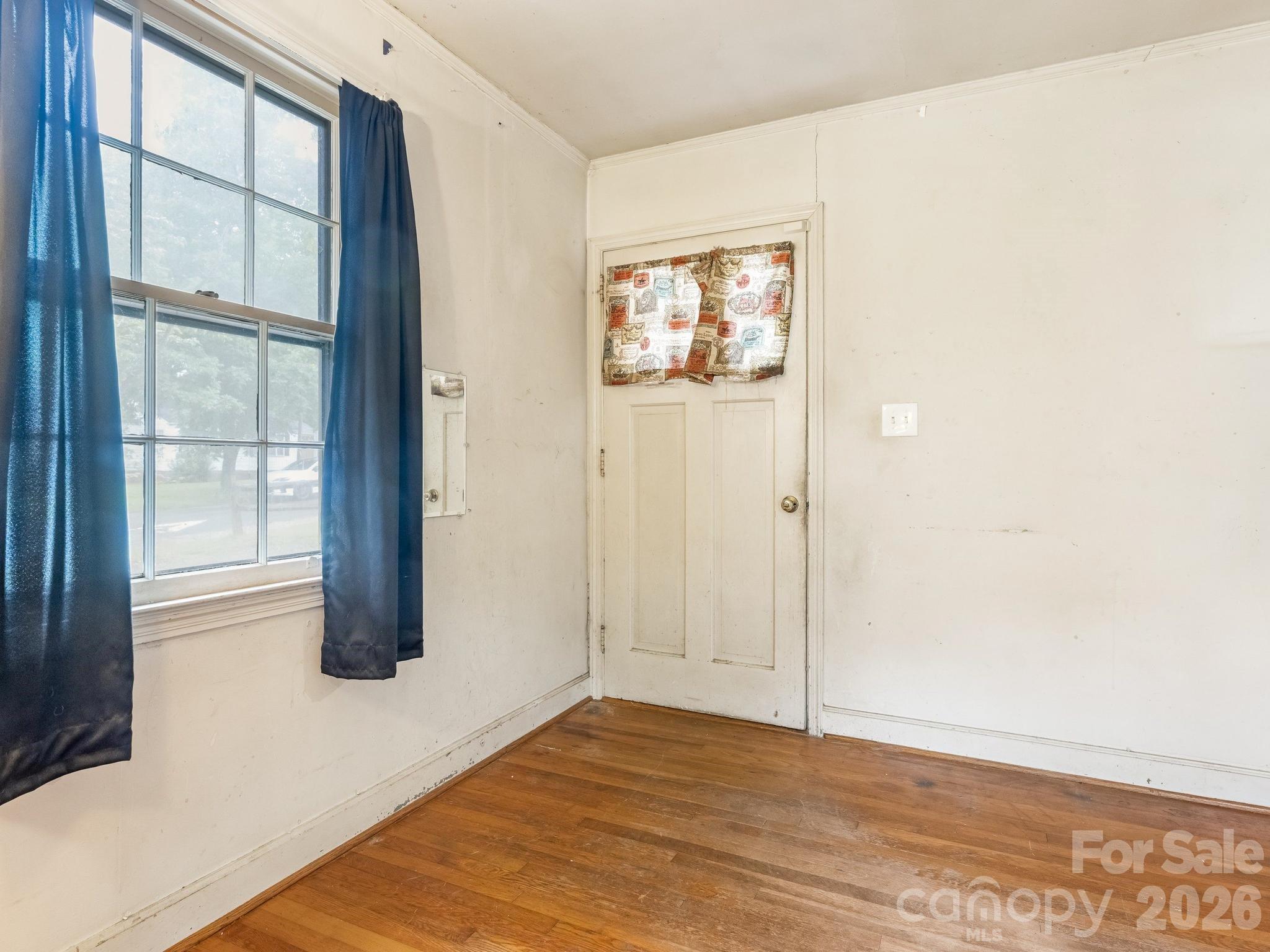 Photo 3 of 1525 Herrin Avenue, Charlotte, NC