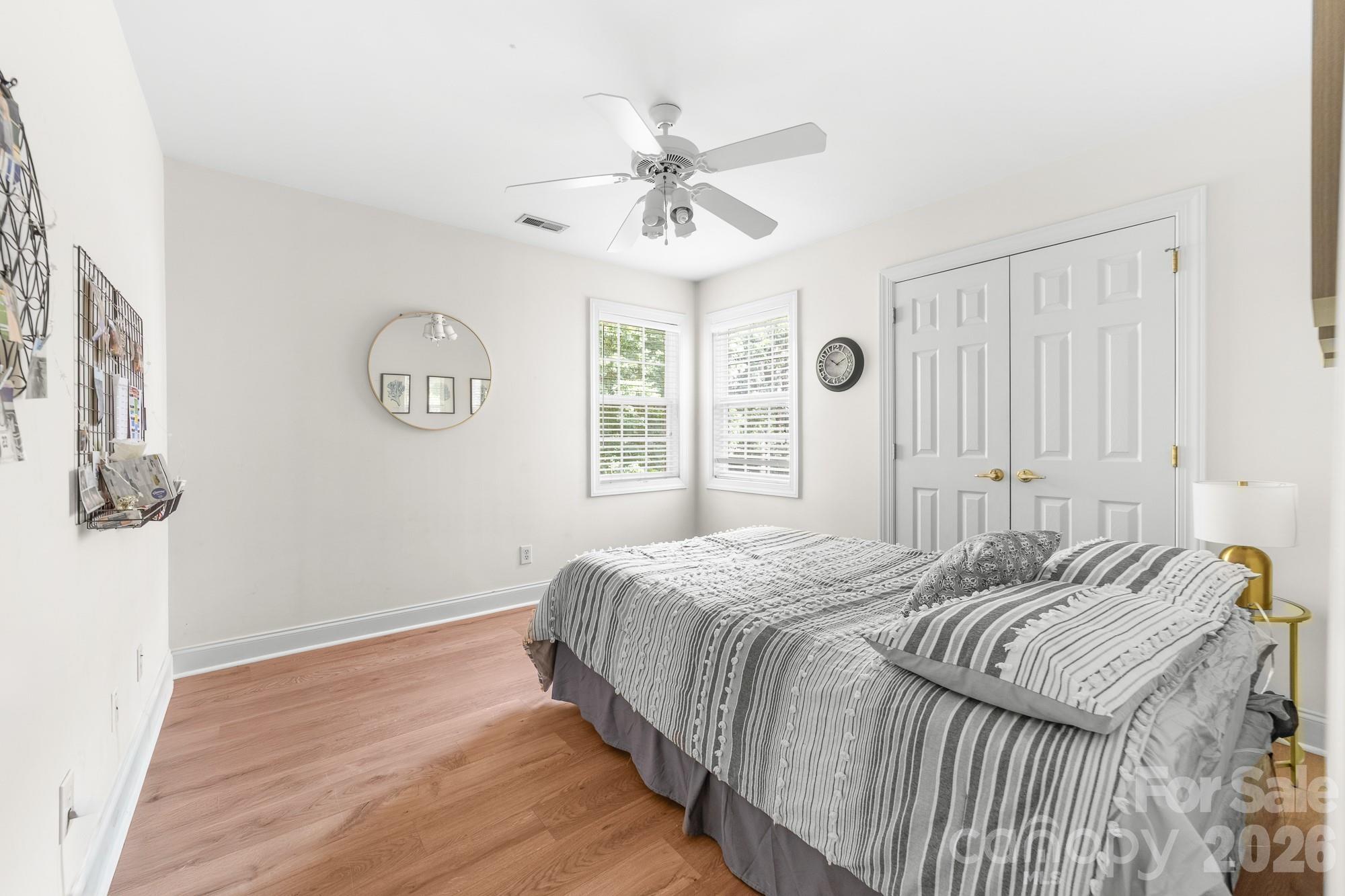 8812 Kingston Forest Drive, Charlotte, NC - photo 26 of 37