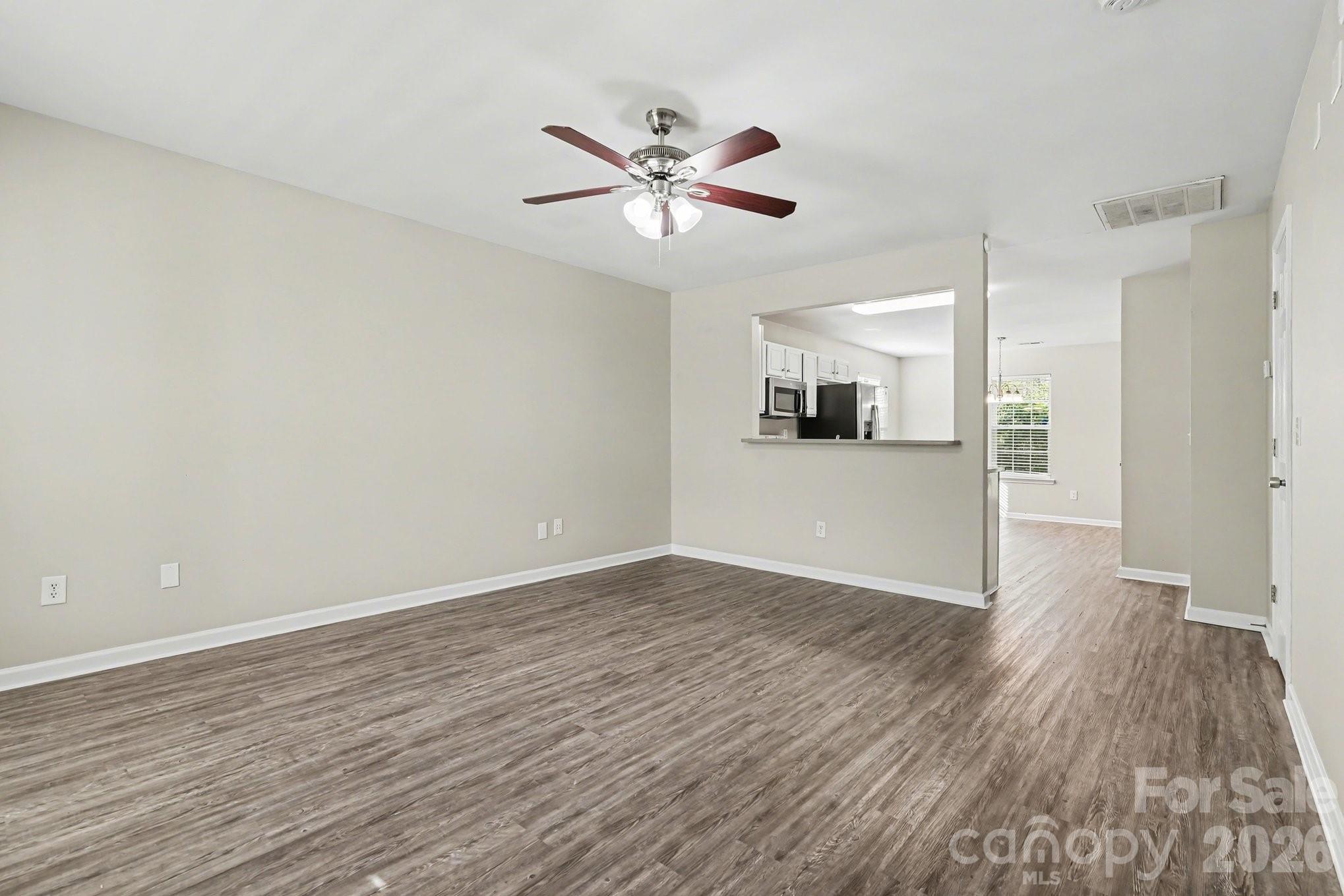 Photo 5 of 911 Valley Ridge Road, Charlotte, NC