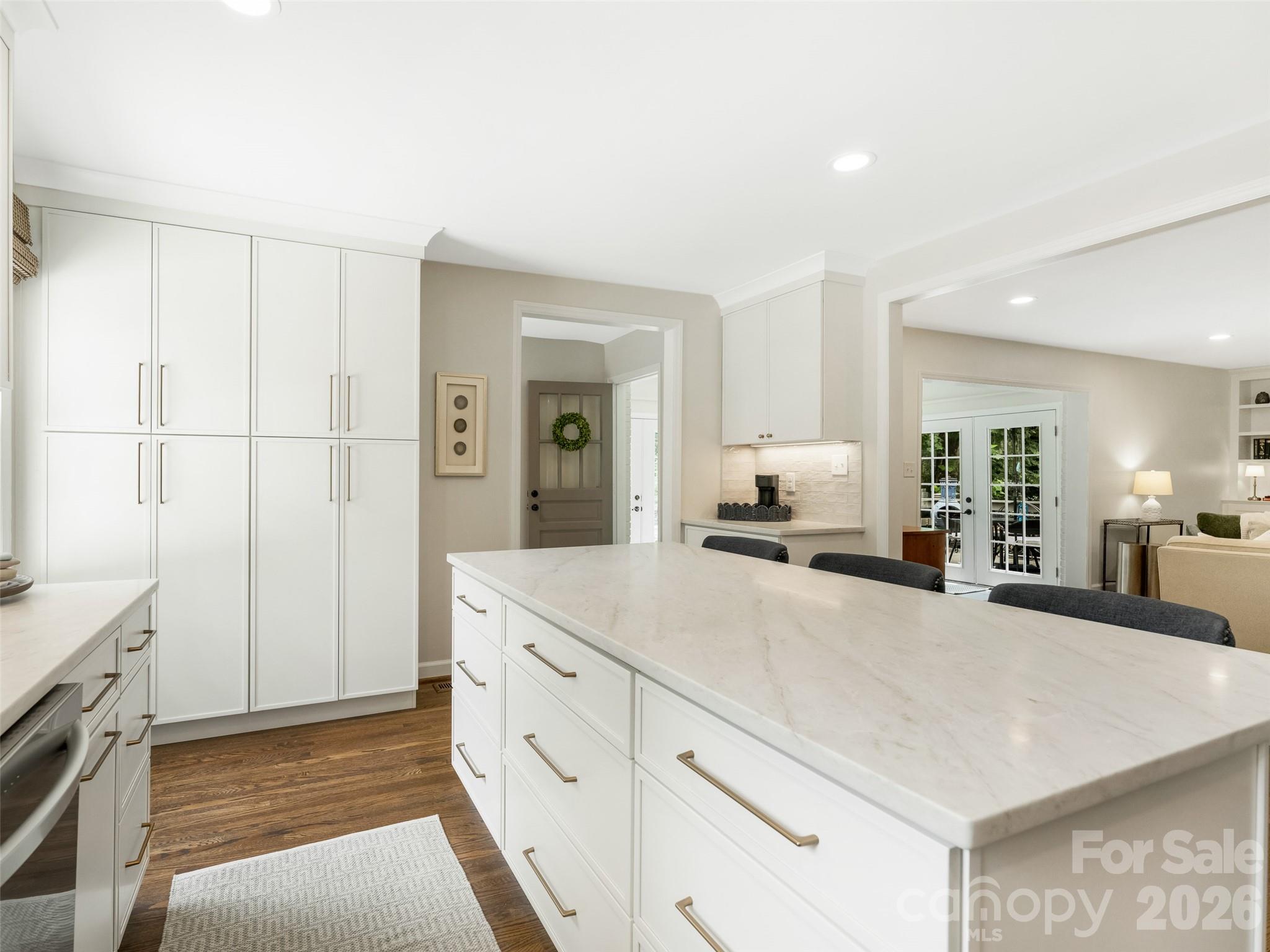 Photo 12 of 1301 E Barden Road, Charlotte, NC