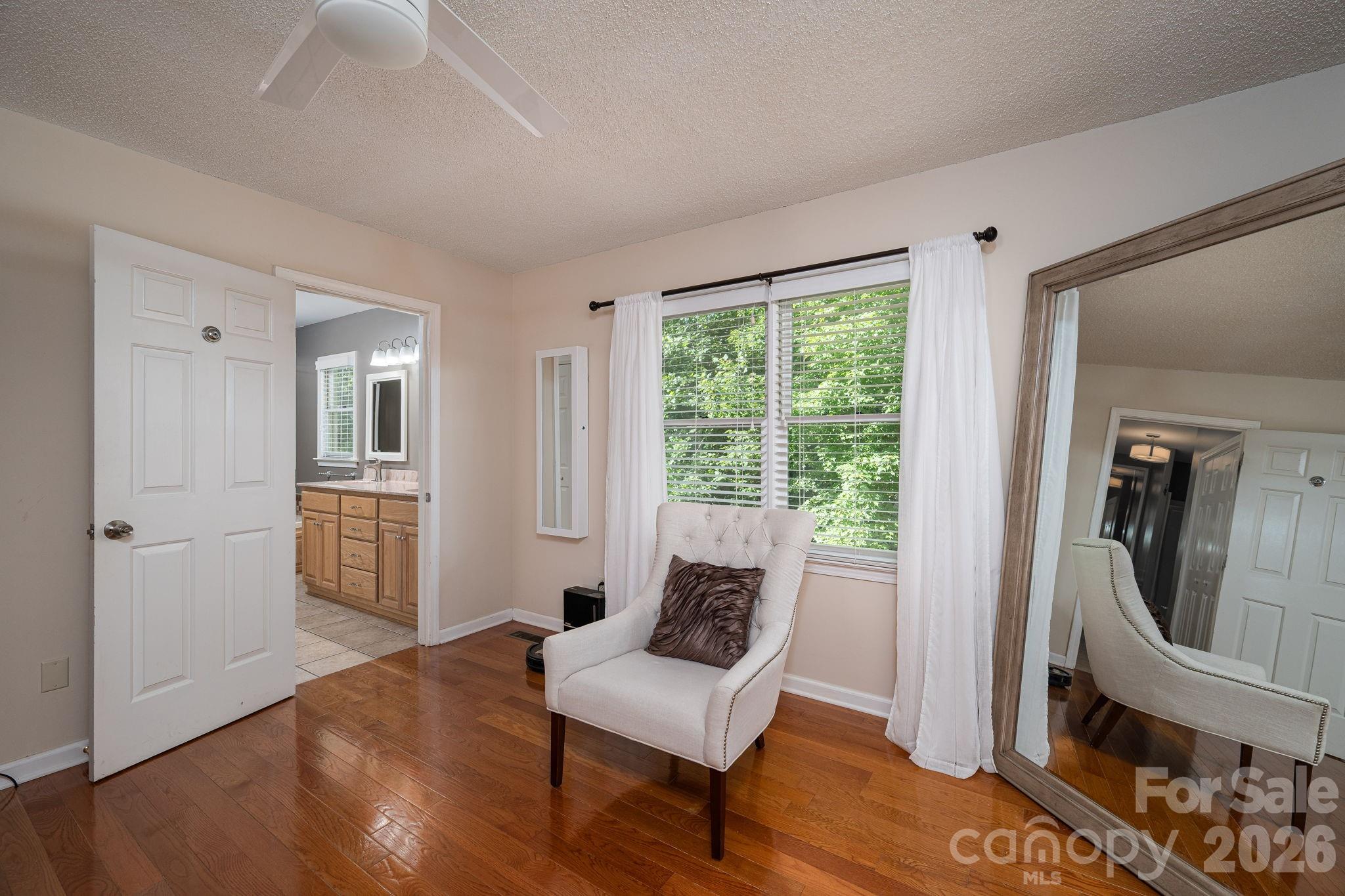 6097 Tuckborough Road, Hickory, NC - photo 21 of 48