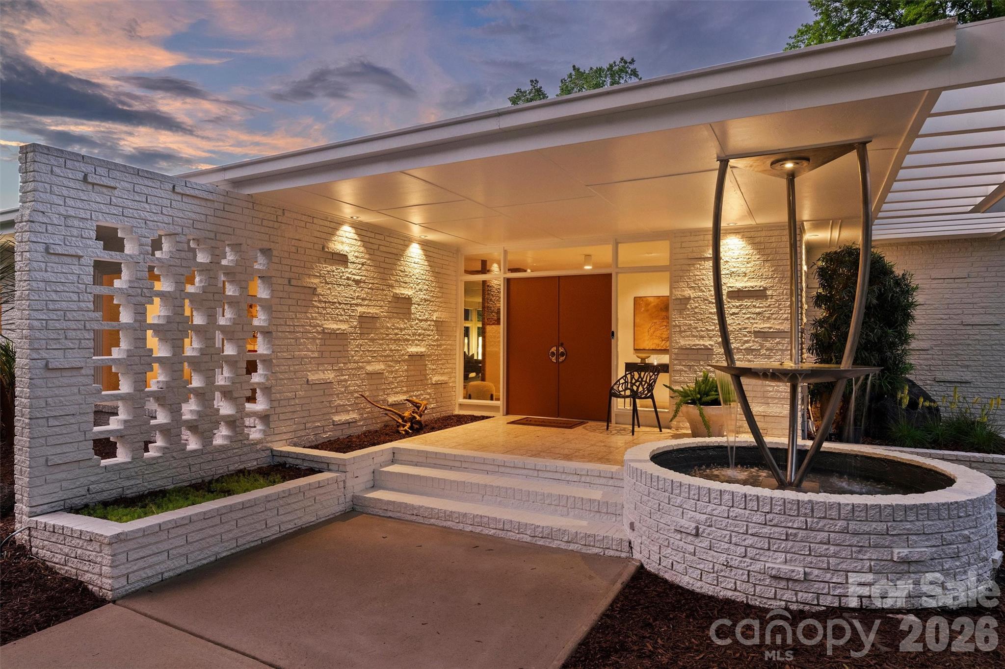 Photo 3 of 1818 Cloister Drive, Charlotte, NC