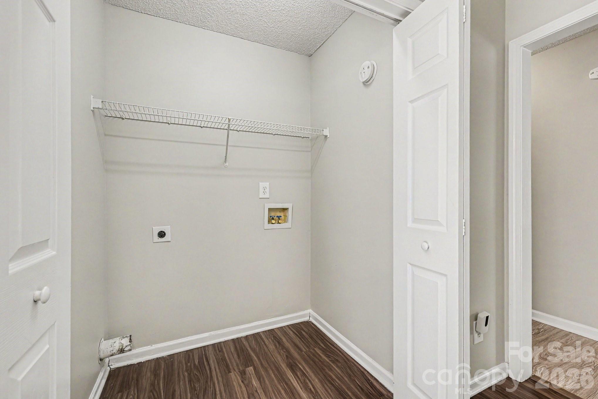 Photo 14 of 8028 Lobilia Lane, Charlotte, NC