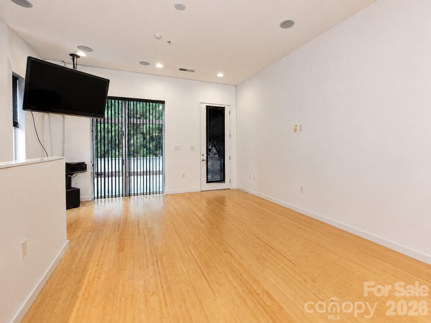 Photo 14 of 350 Viburnum Way Court, Charlotte, NC