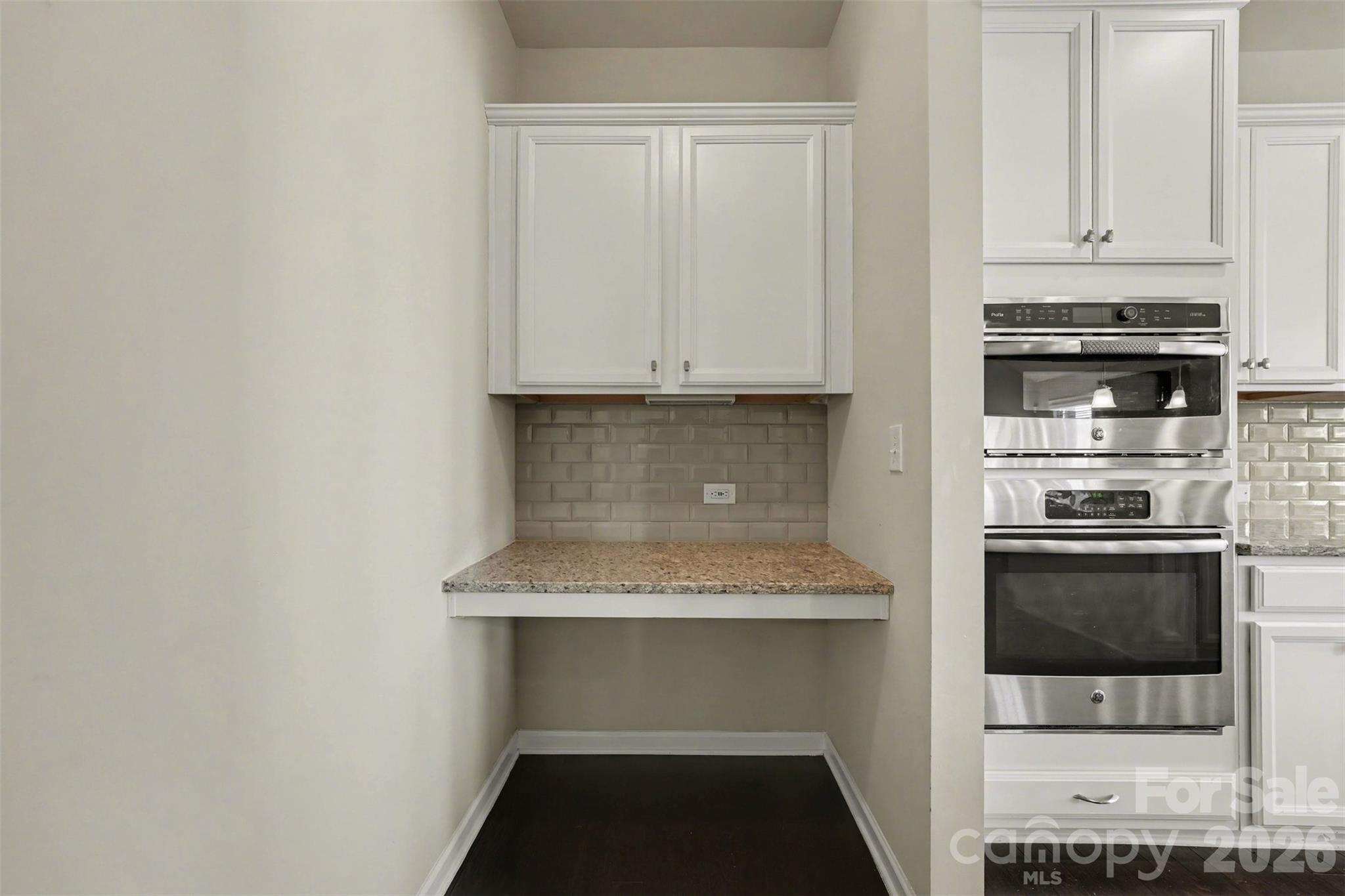 12409 Cranberry Glades Drive, Cornelius, NC - photo 10 of 35