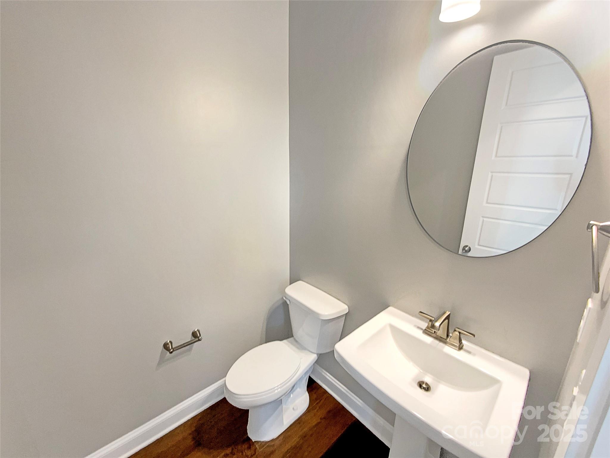 Photo 8 of 11005 Cobb Creek Court, Charlotte, NC