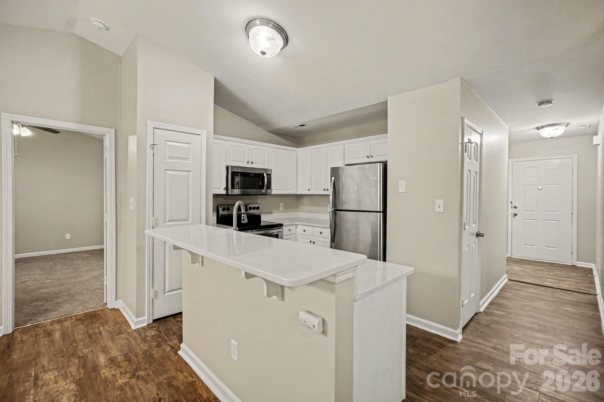 Photo 8 of 2732 Black Walnut Lane, Charlotte, NC