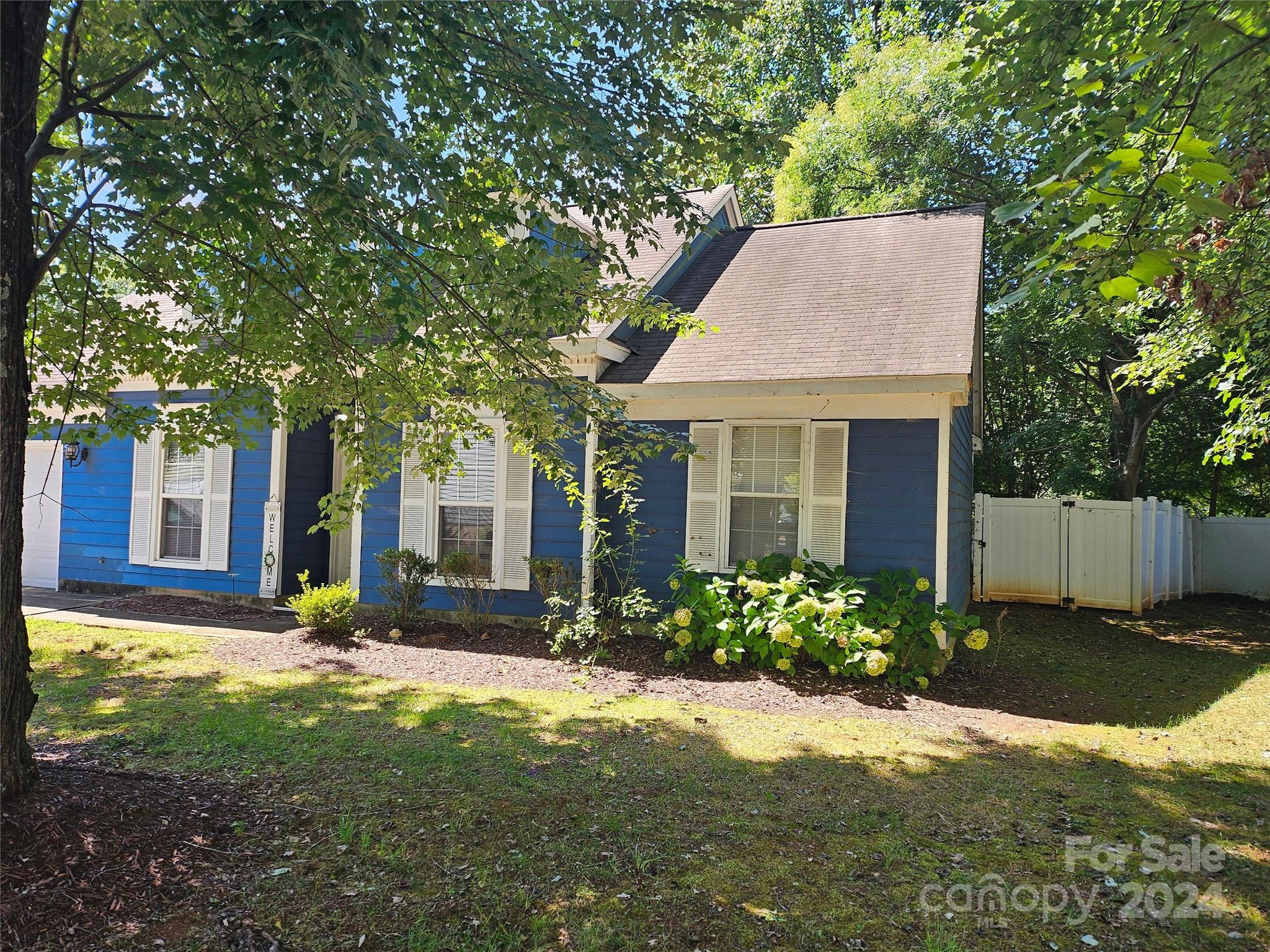 Photo 3 of 5720 Ebley Lane, Charlotte, NC